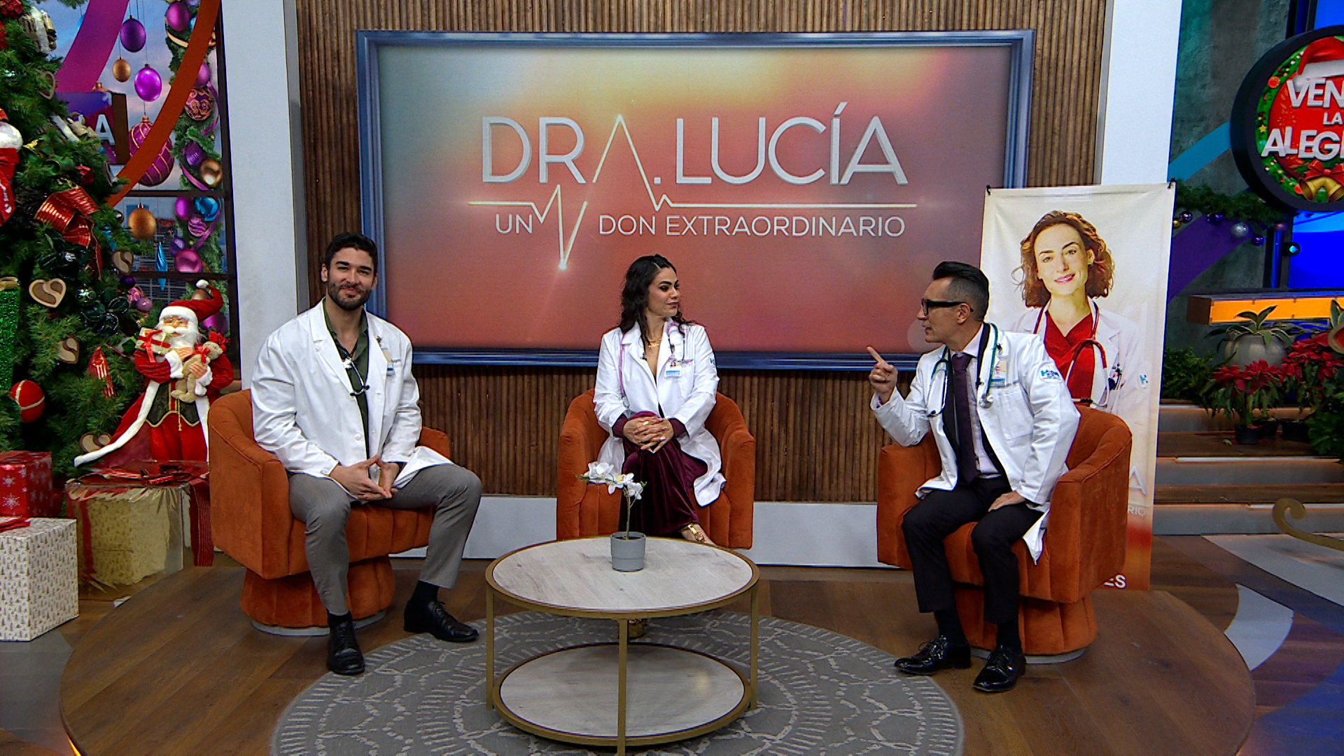 'Mariana' rechaza invitación de 'Patricio' en Dra. Lucía