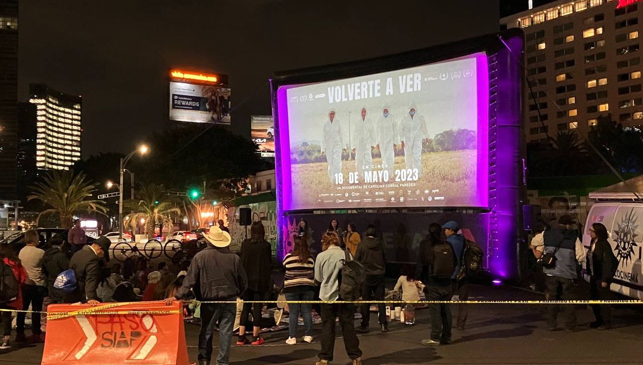 Colectivos proyectan en la Glorieta del Ahuehuete el documental ...