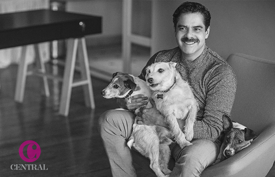 Los Hechos de Javier