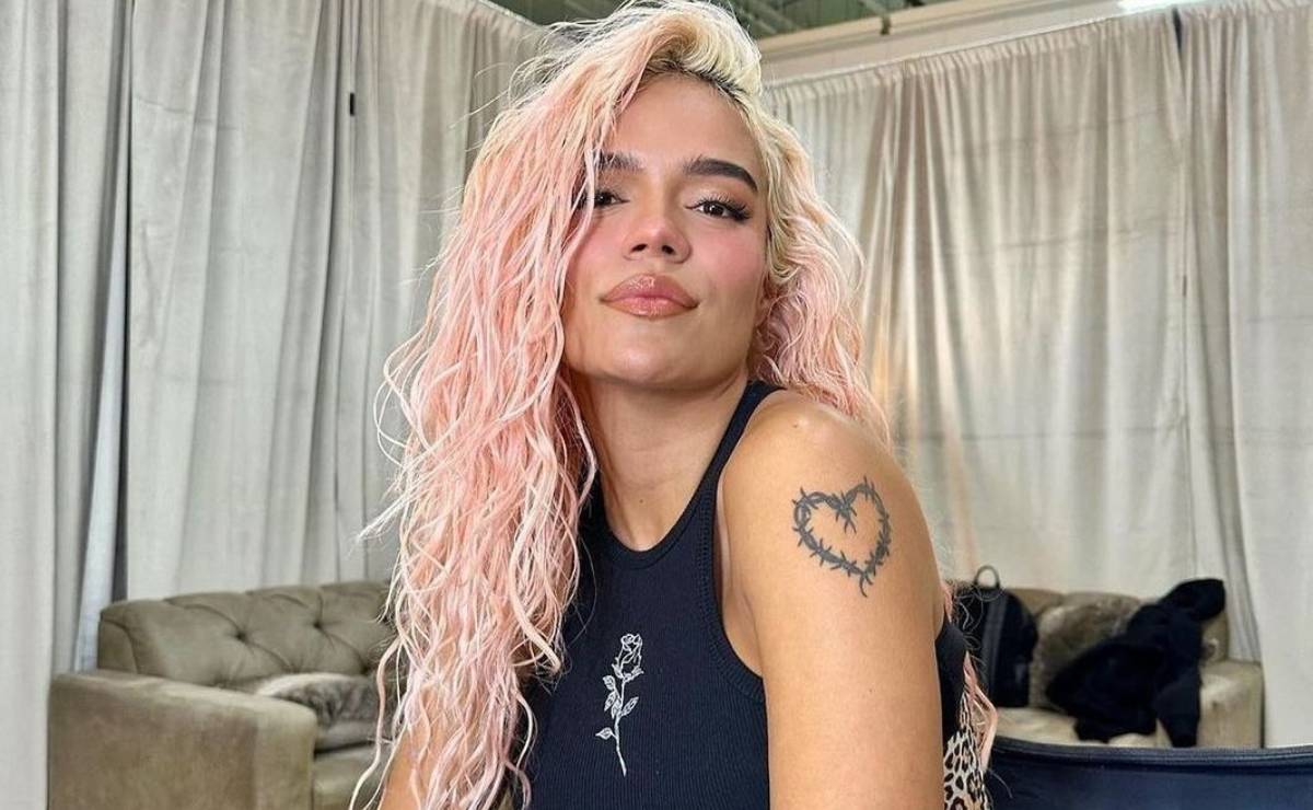 Karol G envía mensaje en redes tras falla de su avión privado