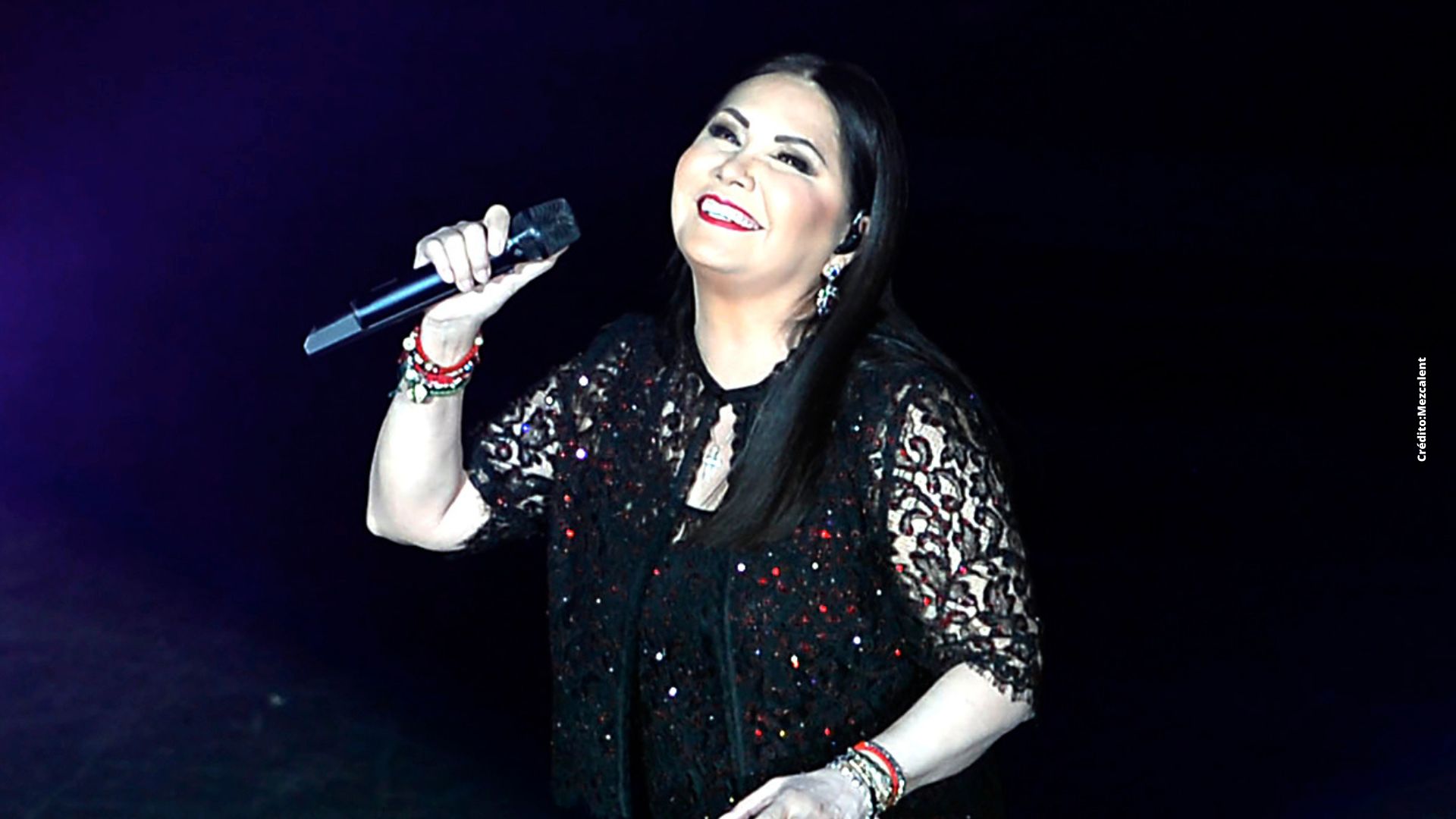 Ana Gabriel anunció su retiro luego de los escenario por pelea
