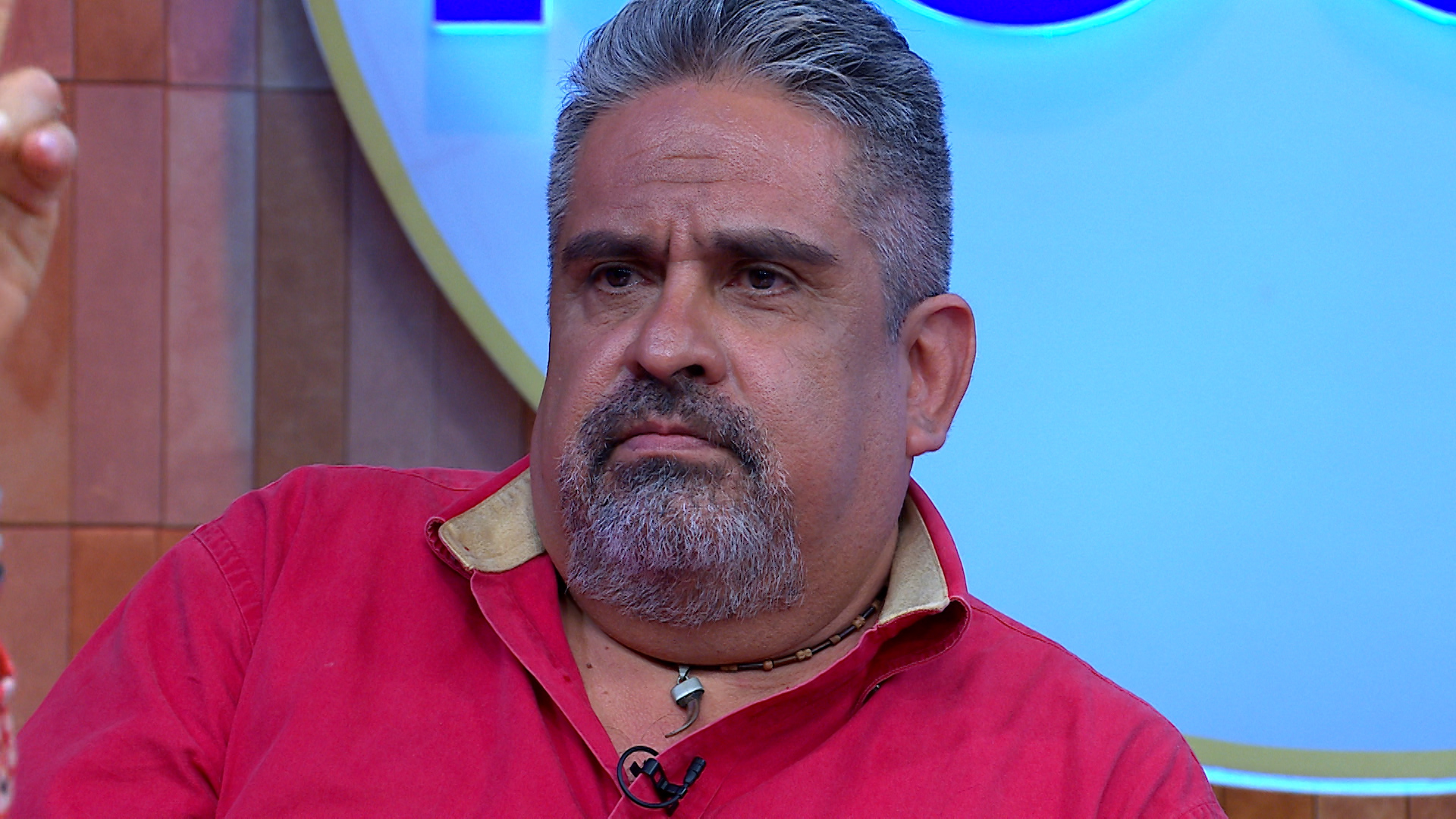 Al hijo de Alejandro le faltan pantalones