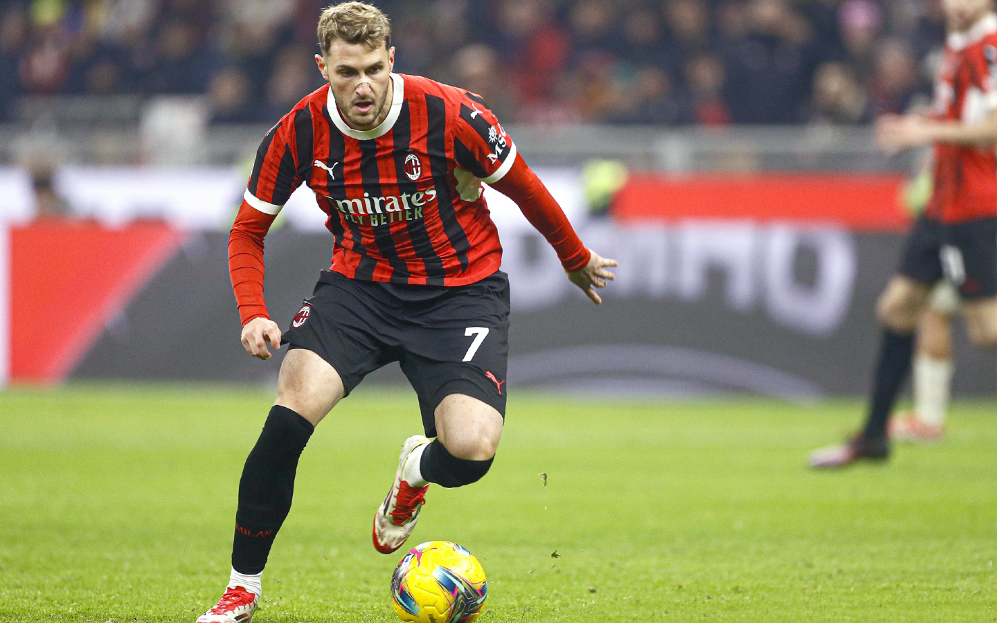 Santiago Giménez revela su sentir para el Feyenoord vs Milan en la ...