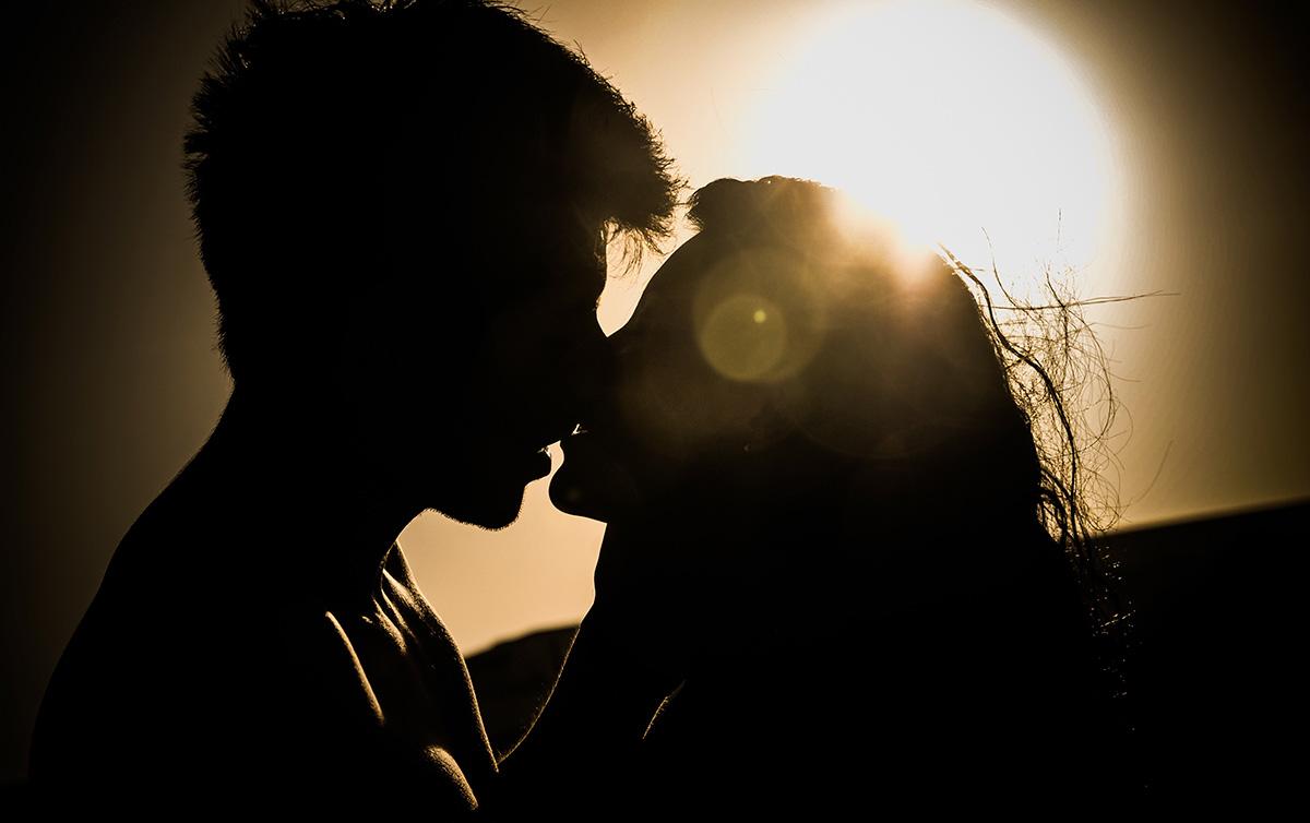 Este es el primer beso en la historia