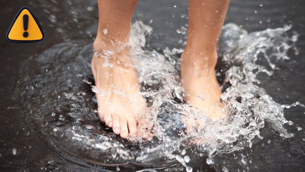¿Qué enfermedades puedo contraer en los pies por pisar un charco de agua?