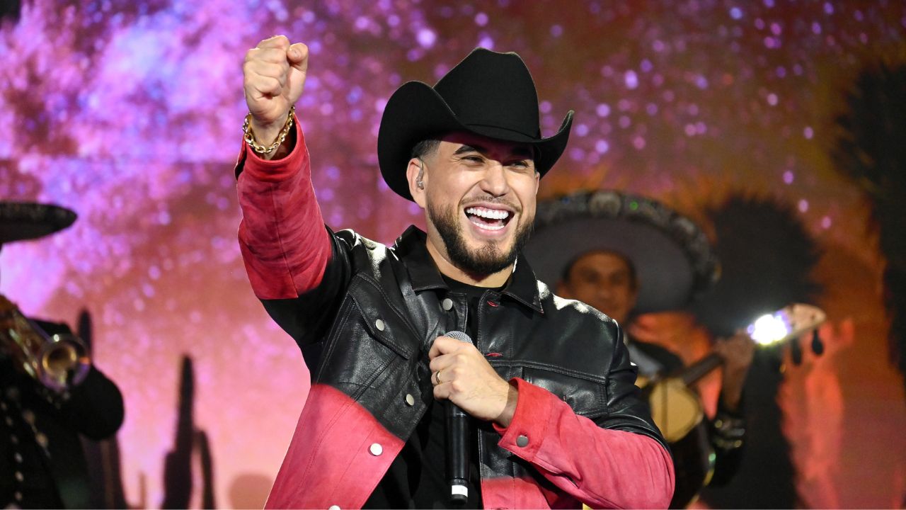 El Bebeto en México Rifa con Qué Culpa Tiene Él