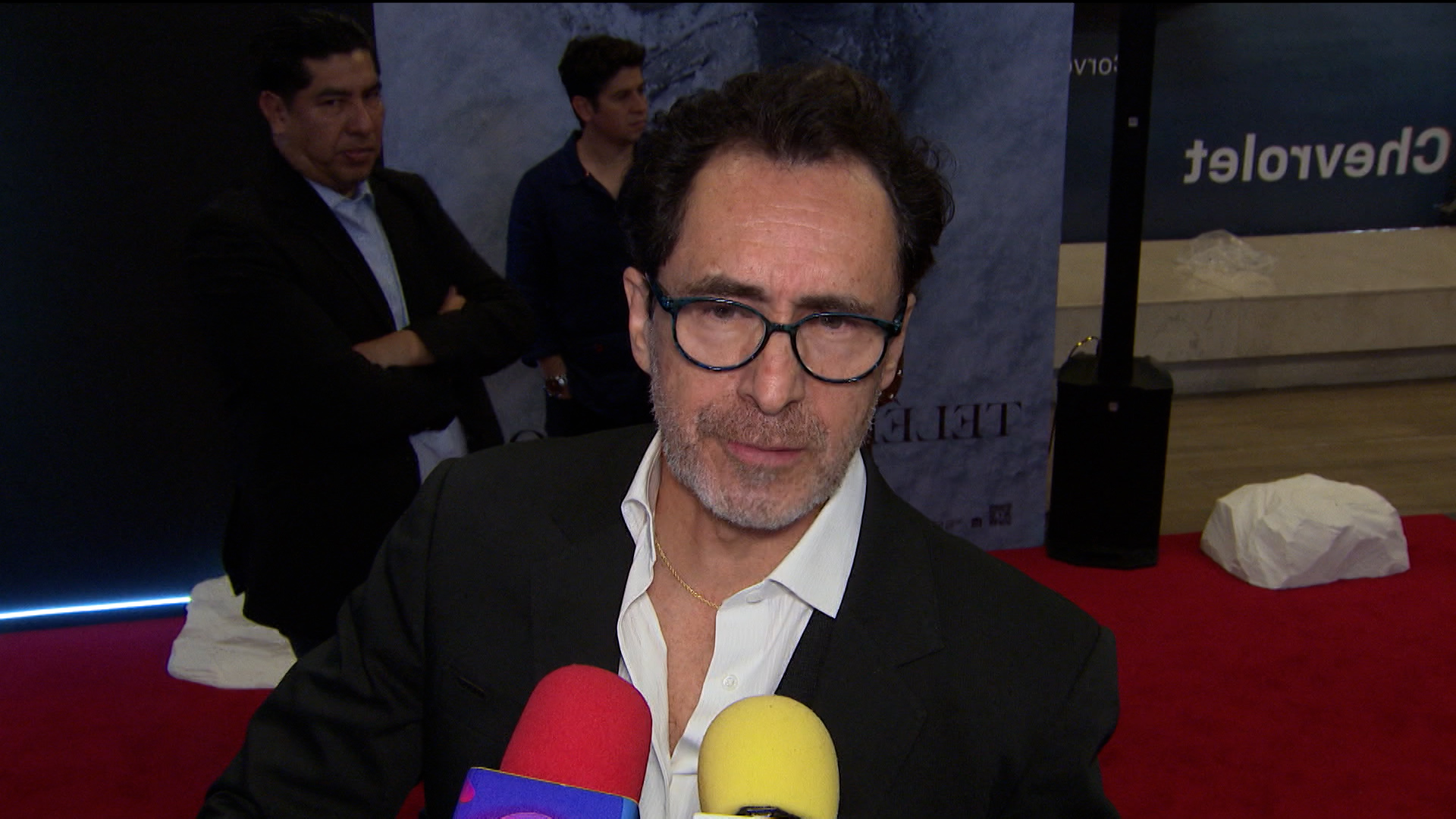 Así se pronunció Demián Bichir sobre los migrantes en el estreno de ...
