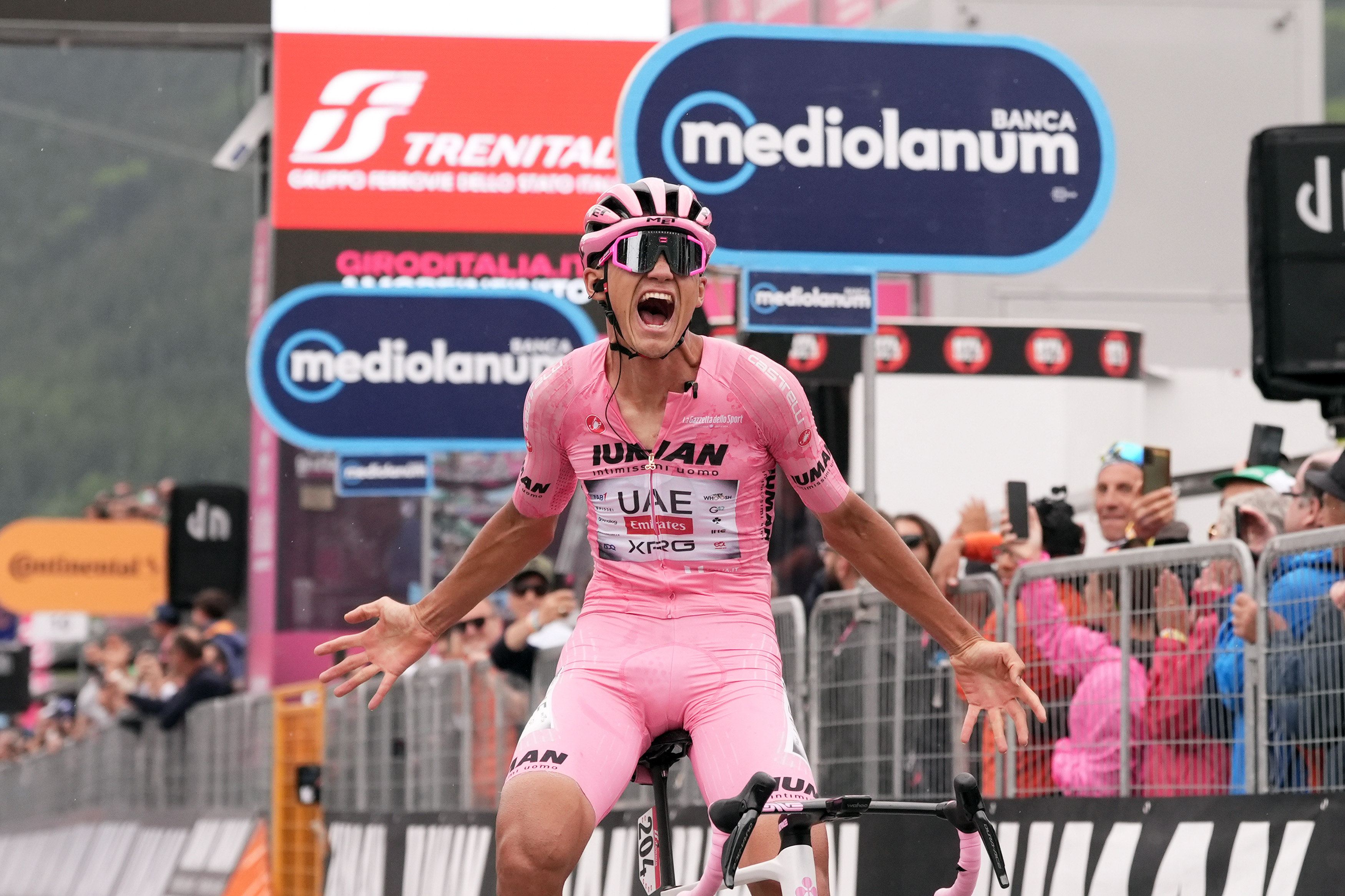 Giro de Italia 2025: Isaac del Toro mantiene liderato general y se acerca al título histórico
