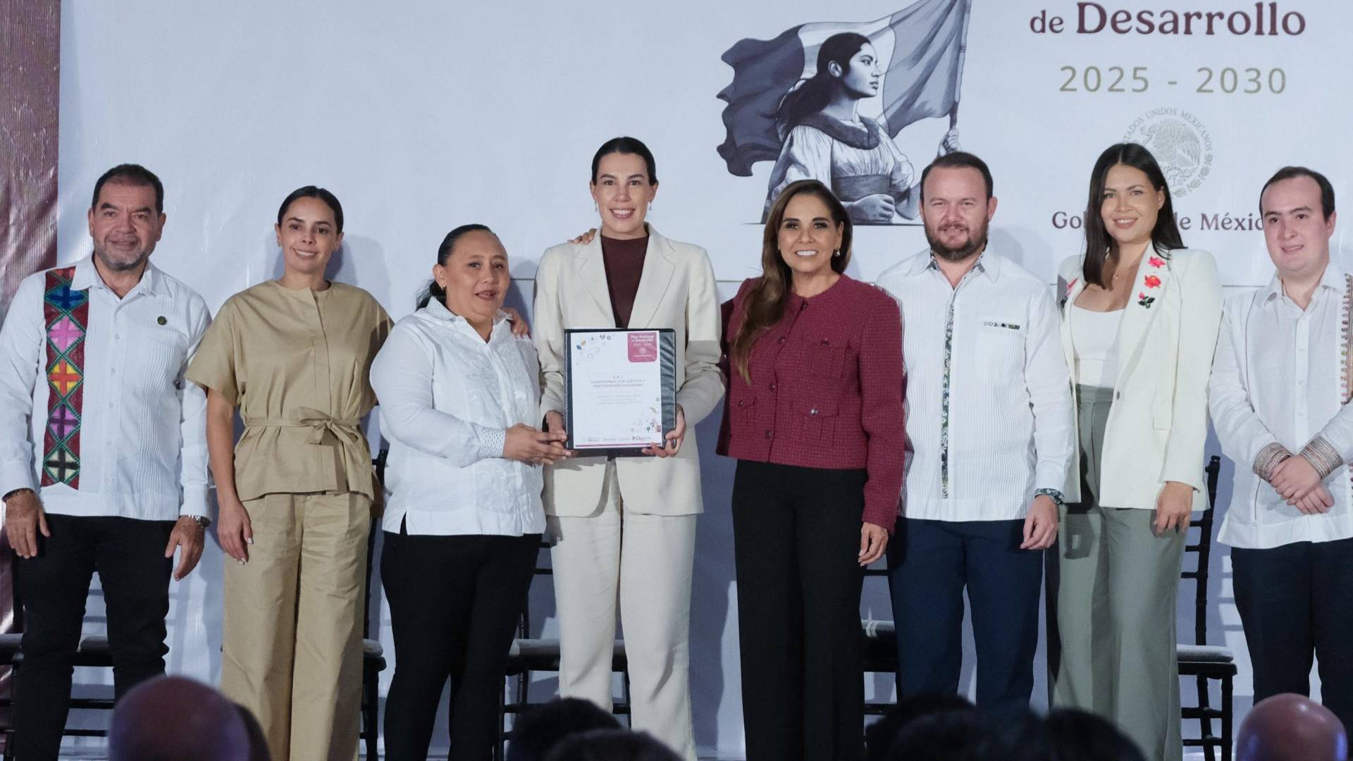Se realizó el foro “México Próspero, Incluyente y Sustentable”, donde ...