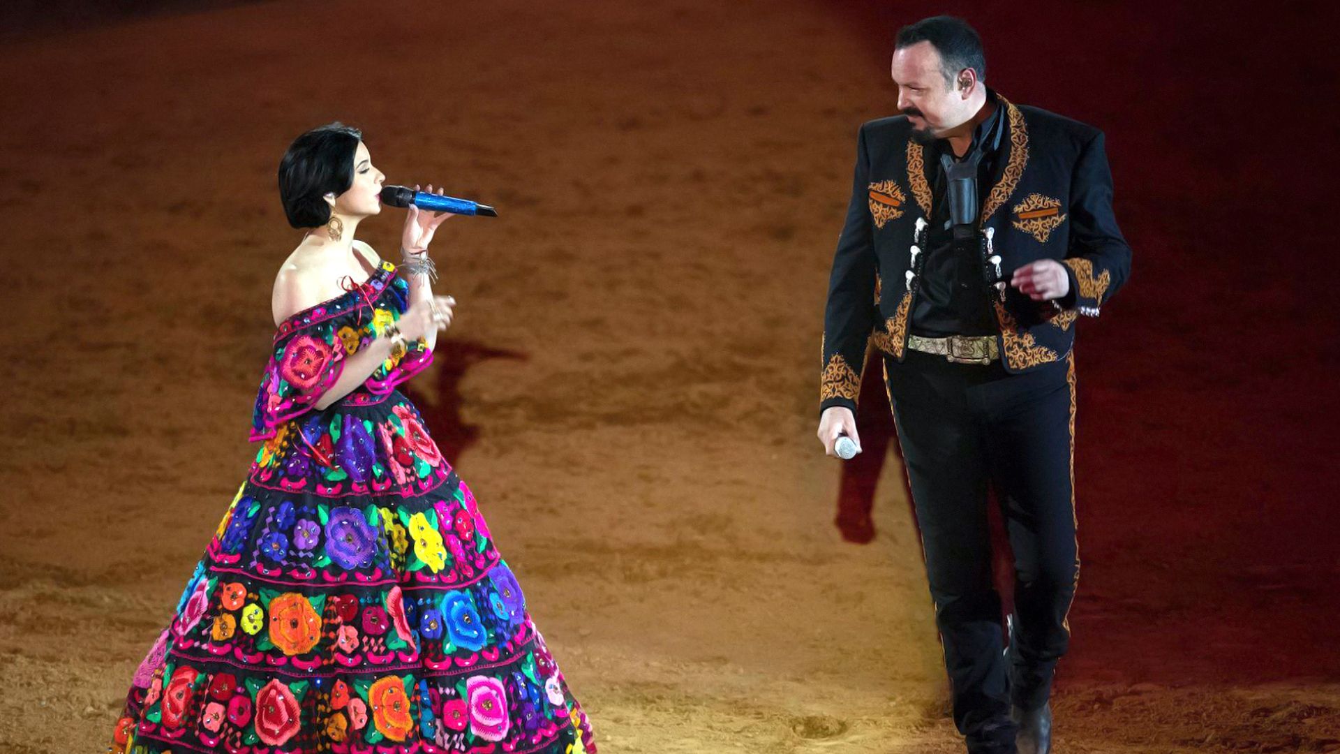 ¿Cómo fue el reencuentro de Ángela Aguilar y su papá?