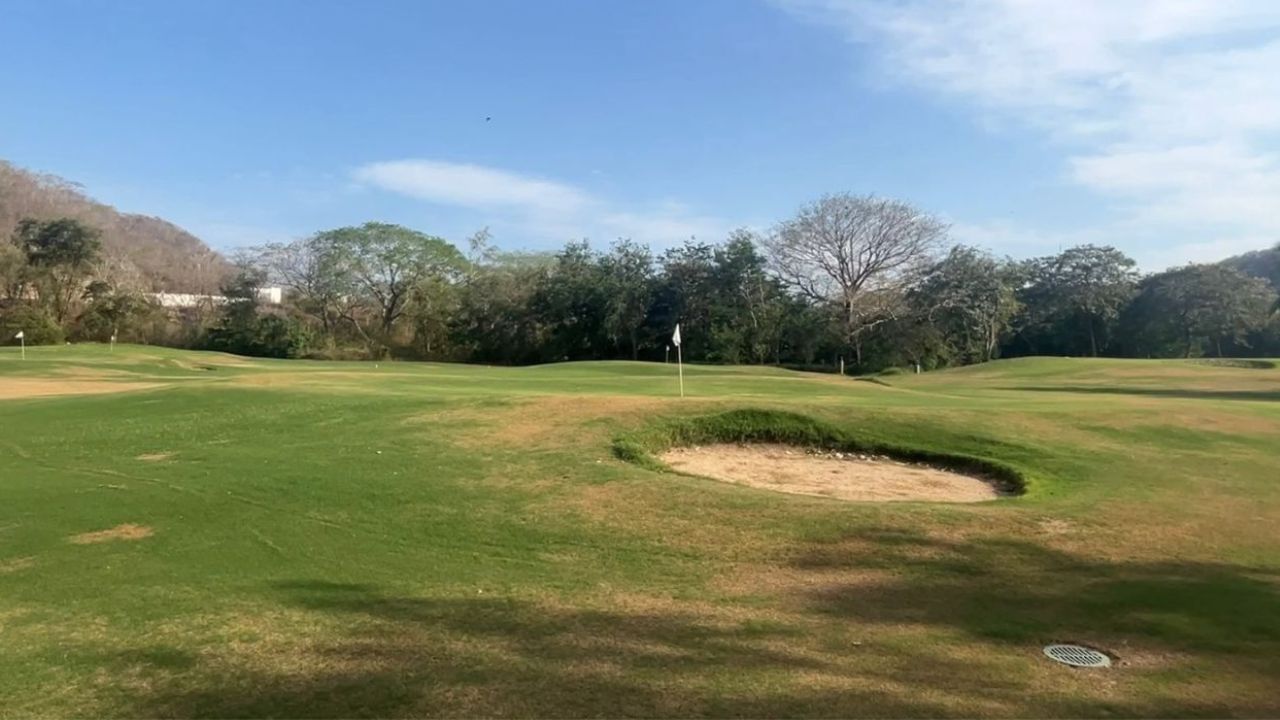Trabajadores del campo de golf Tangolunda, Huatulco denuncian falta de agua