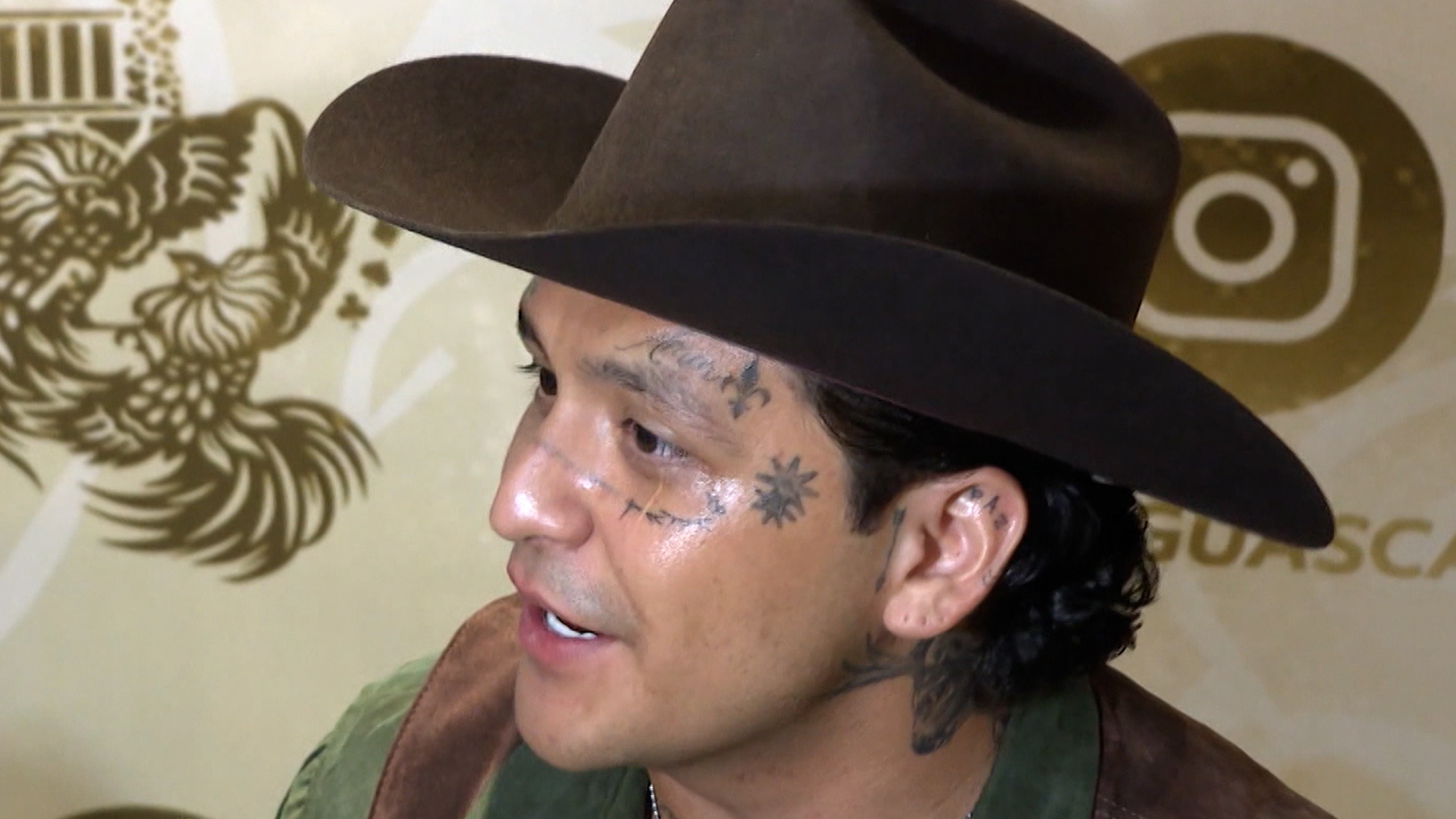 Christian Nodal habla de la posibilidad de colaborar con Carín León