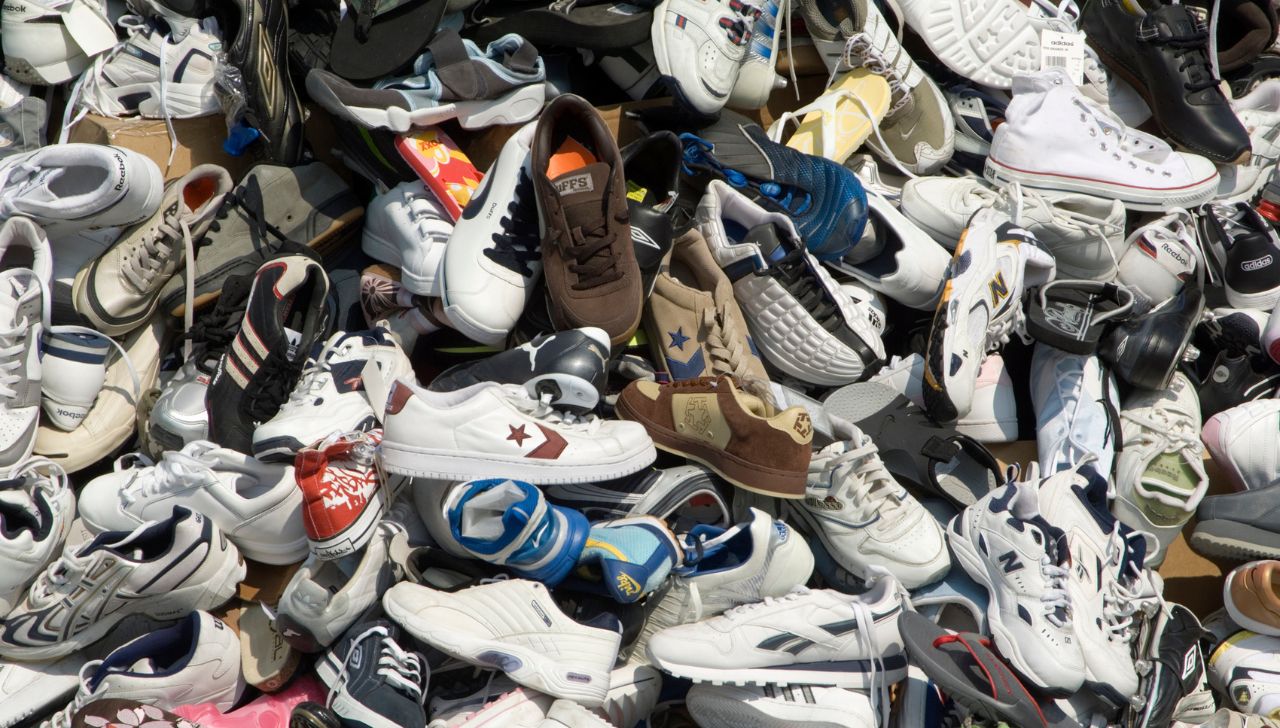 Tenis nuevos, baratos y originales por menos de 650 pesos en esta ...