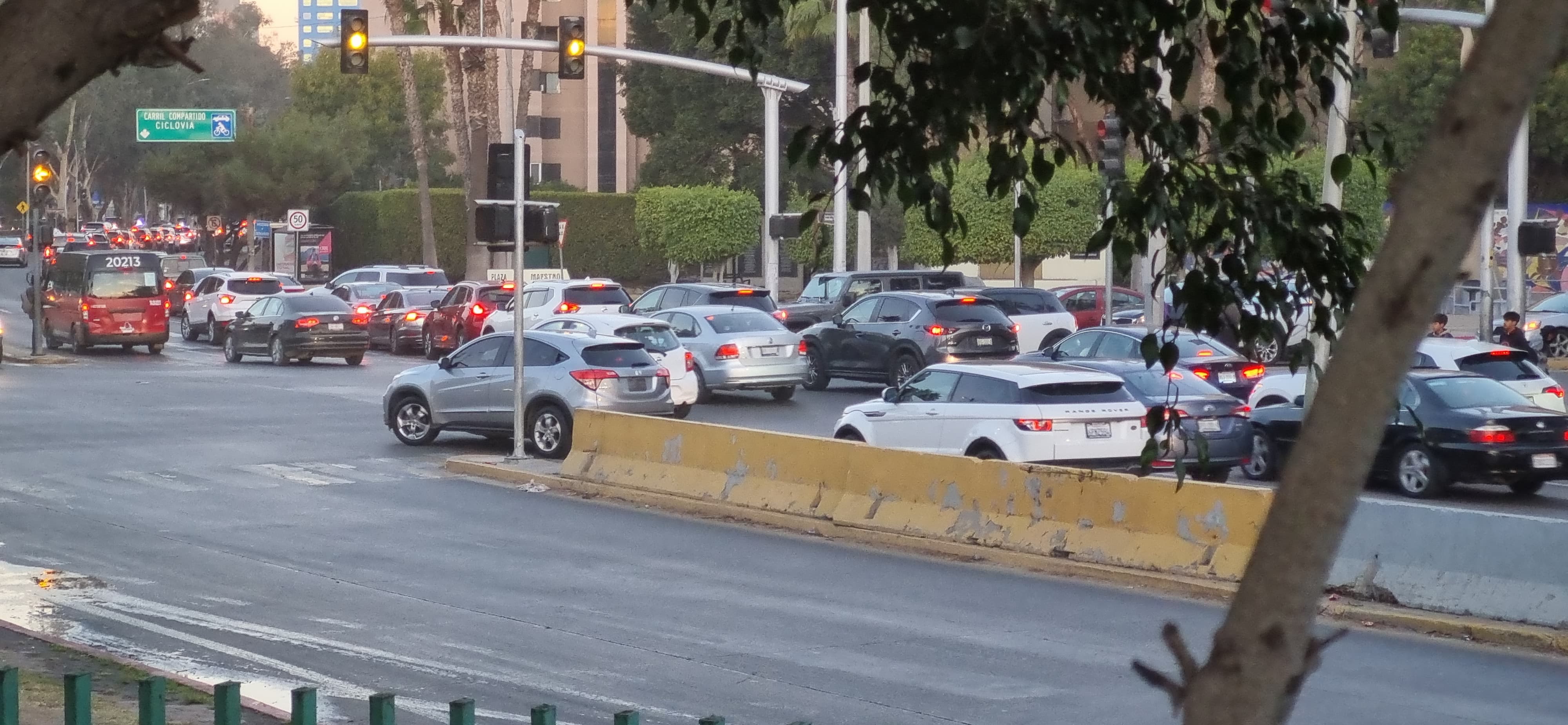 Garitas de Tijuana hoy: Así la fila para cruzar a Estados Unidos este ...