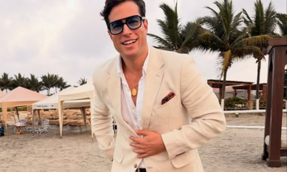 Danilo Carrera se viste de luto por la muerte de un familiar