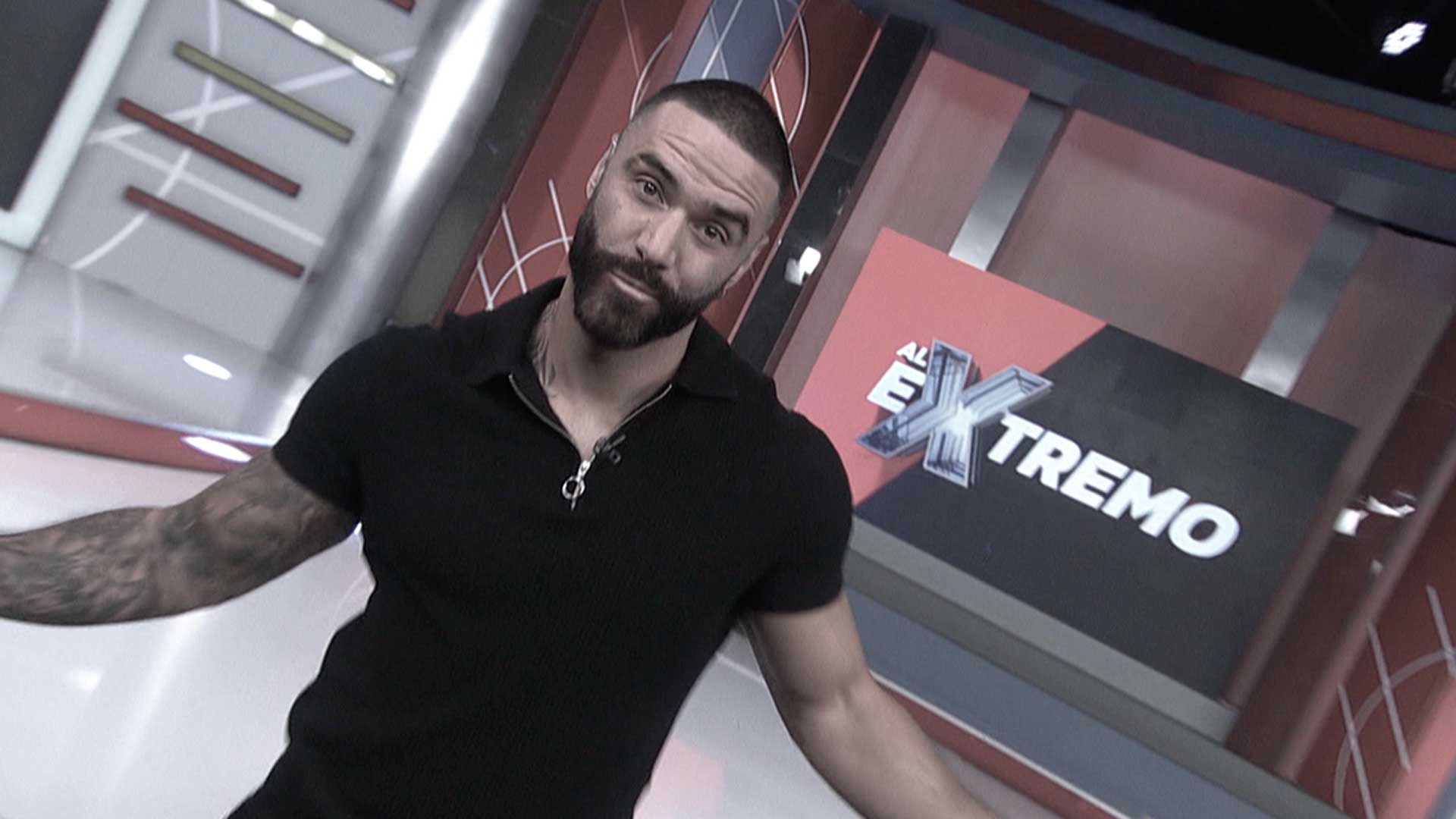 Un nuevo conductor llega a Al Extremo... ¡Fernando Lozada!