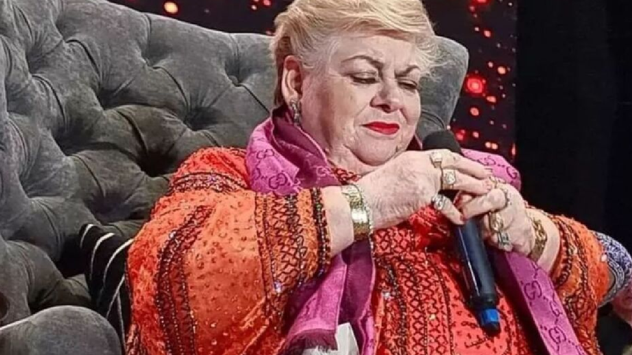 Video: Paquita la del Barrio muestra apoyo a Shakira