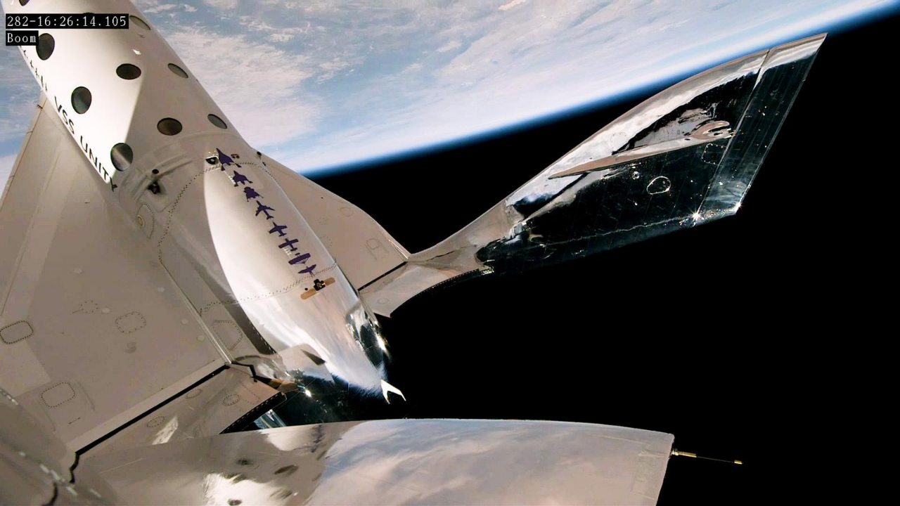 Así fue el lanzamiento del primer viaje comercial al espacio de Virgin ...