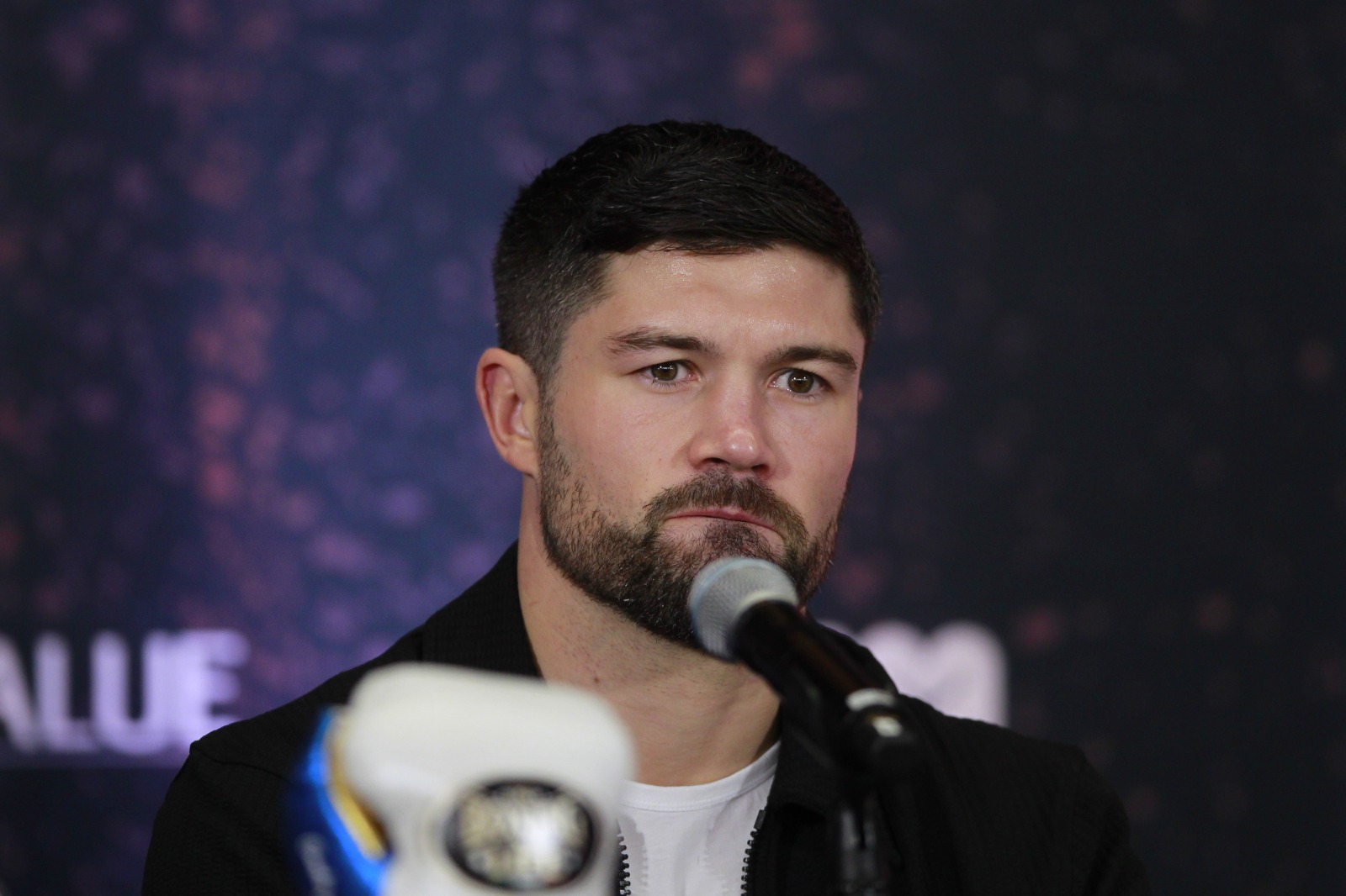 ¿Quién es John Ryder? Esto es lo que sabemos del rival del Canelo Álvarez