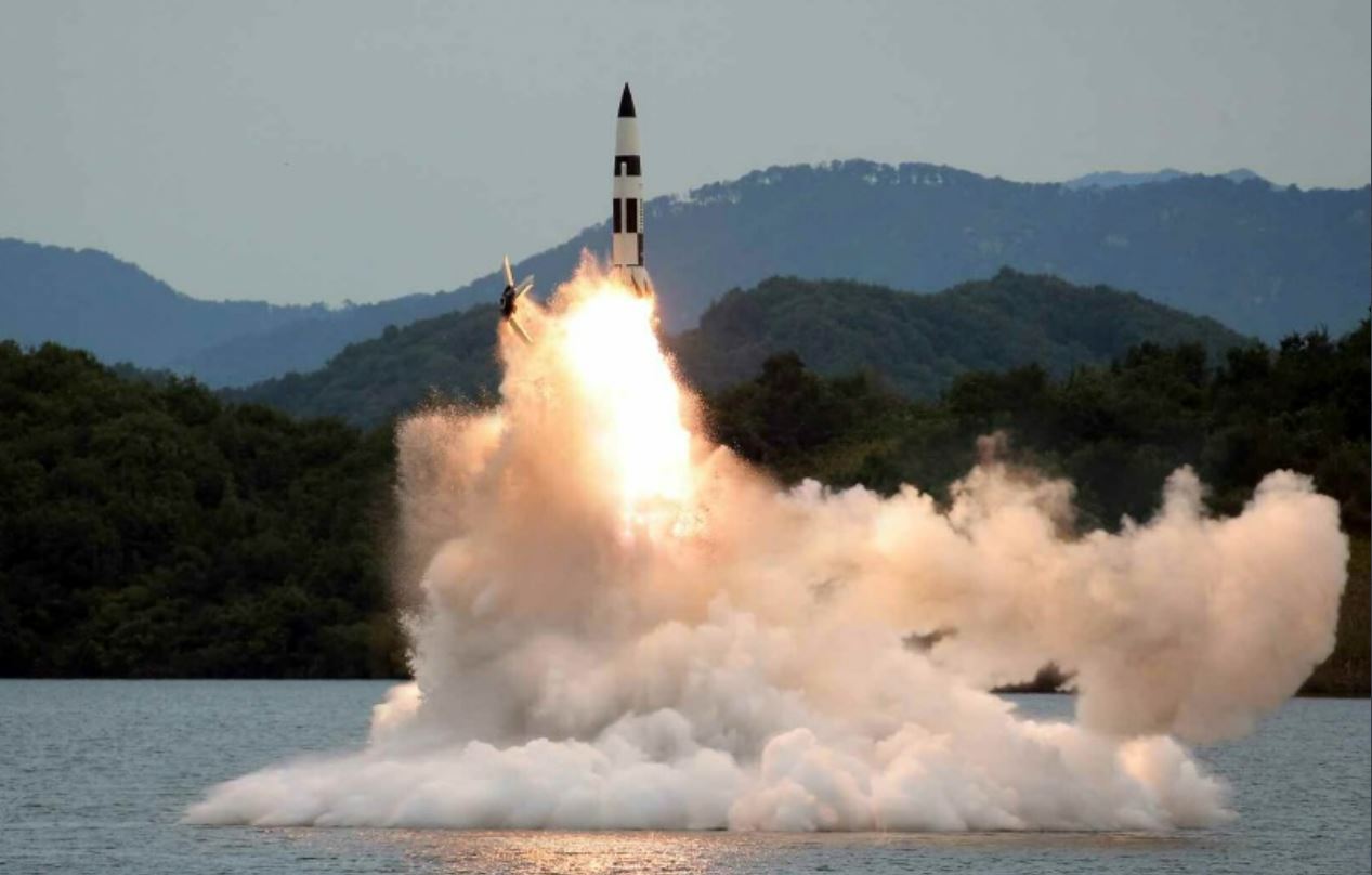 Corea del Norte y las fotos de su prueba de misiles nucleares