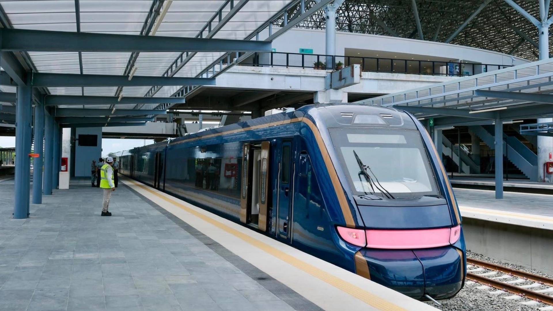 Autoridades inauguran el tren P’atal del Tren Maya; el recorrido fue ...