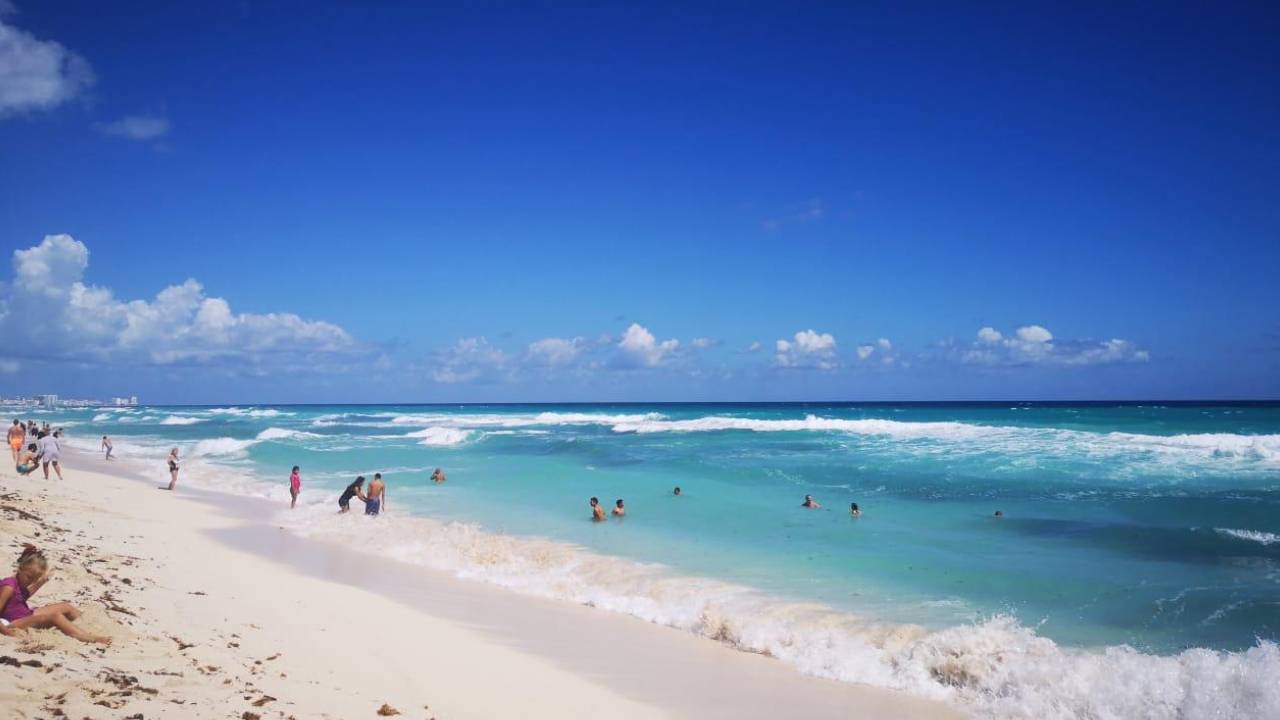 Incrementa afluencia turística en la Riviera Maya
