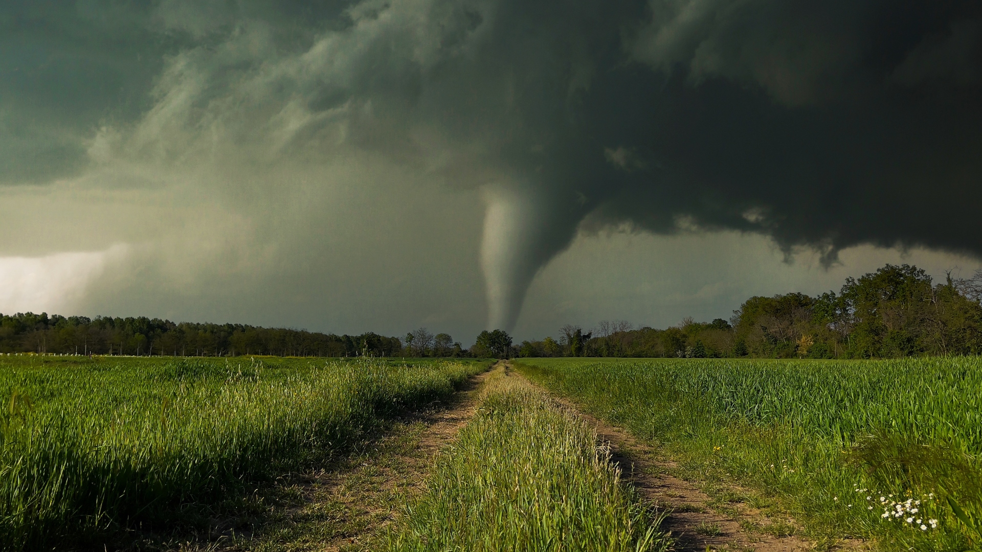 Impactantes Videos Así Fueron Los Tornados Kansas Y Oklahoma