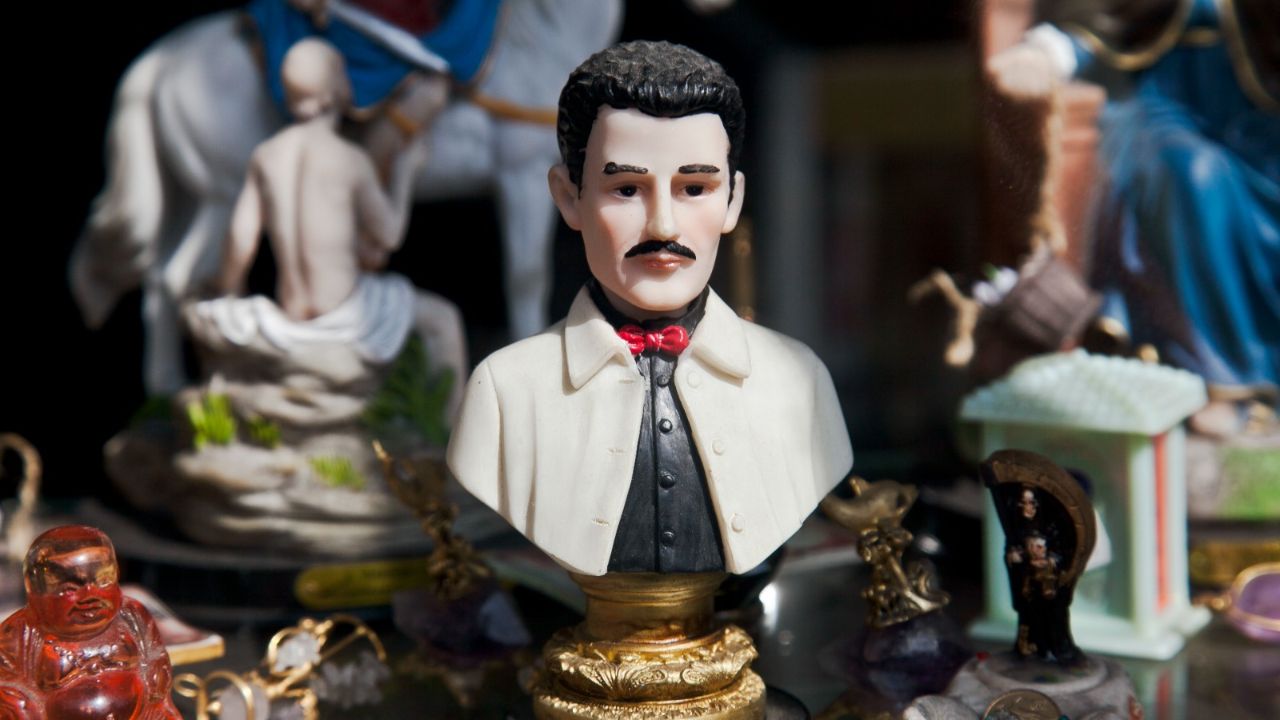 ¿Quién es Jesús Malverde? El "santo" de narcos como Chapo Guzmán y ...