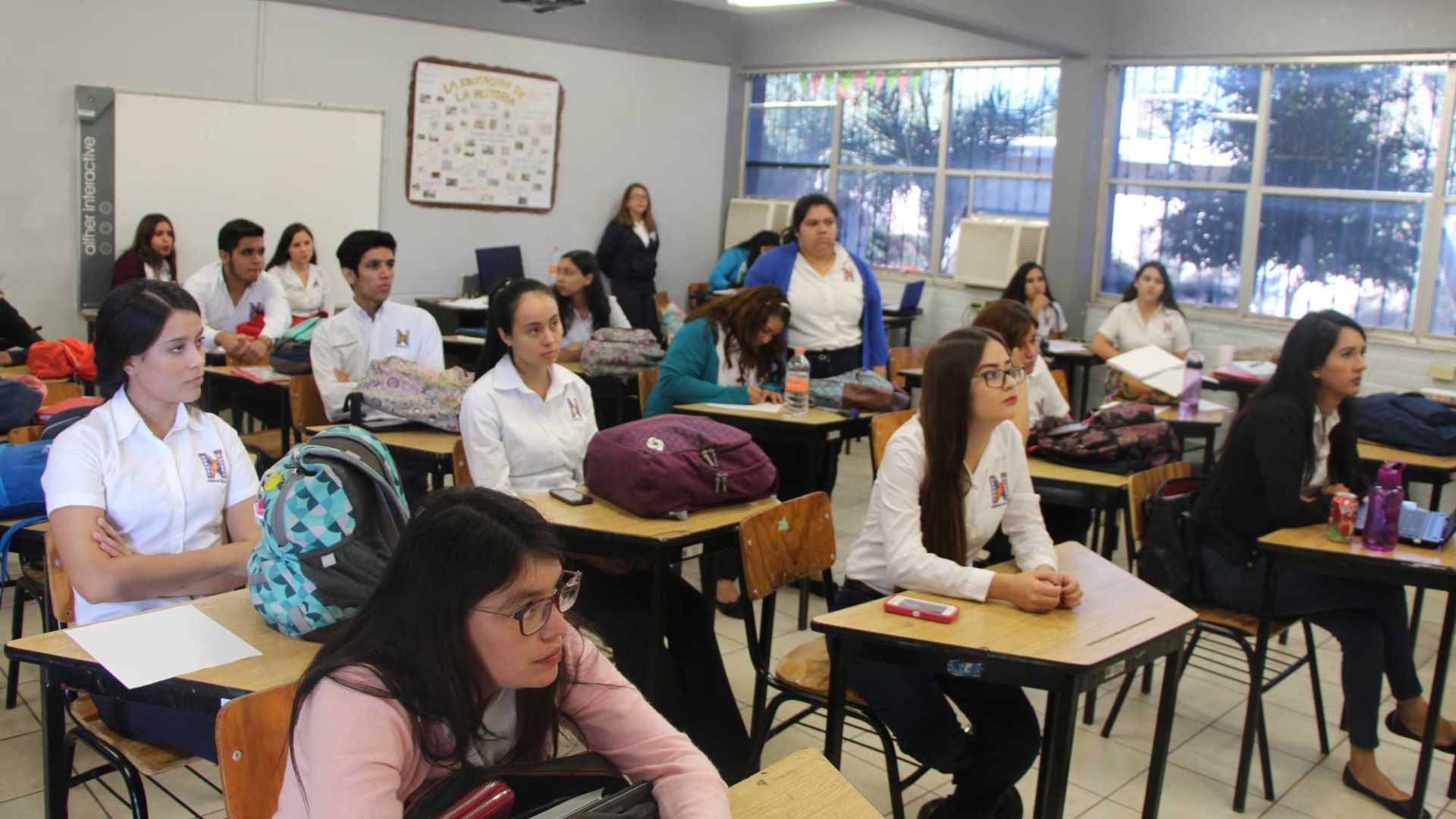 Hay más de 40 mil lugares disponibles en escuelas de educación superior