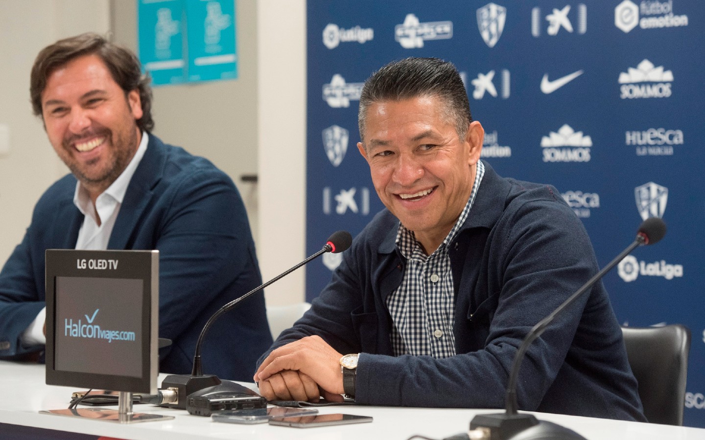 “A lo mejor dirán y este pinche mexicano quién es”: I Ambriz