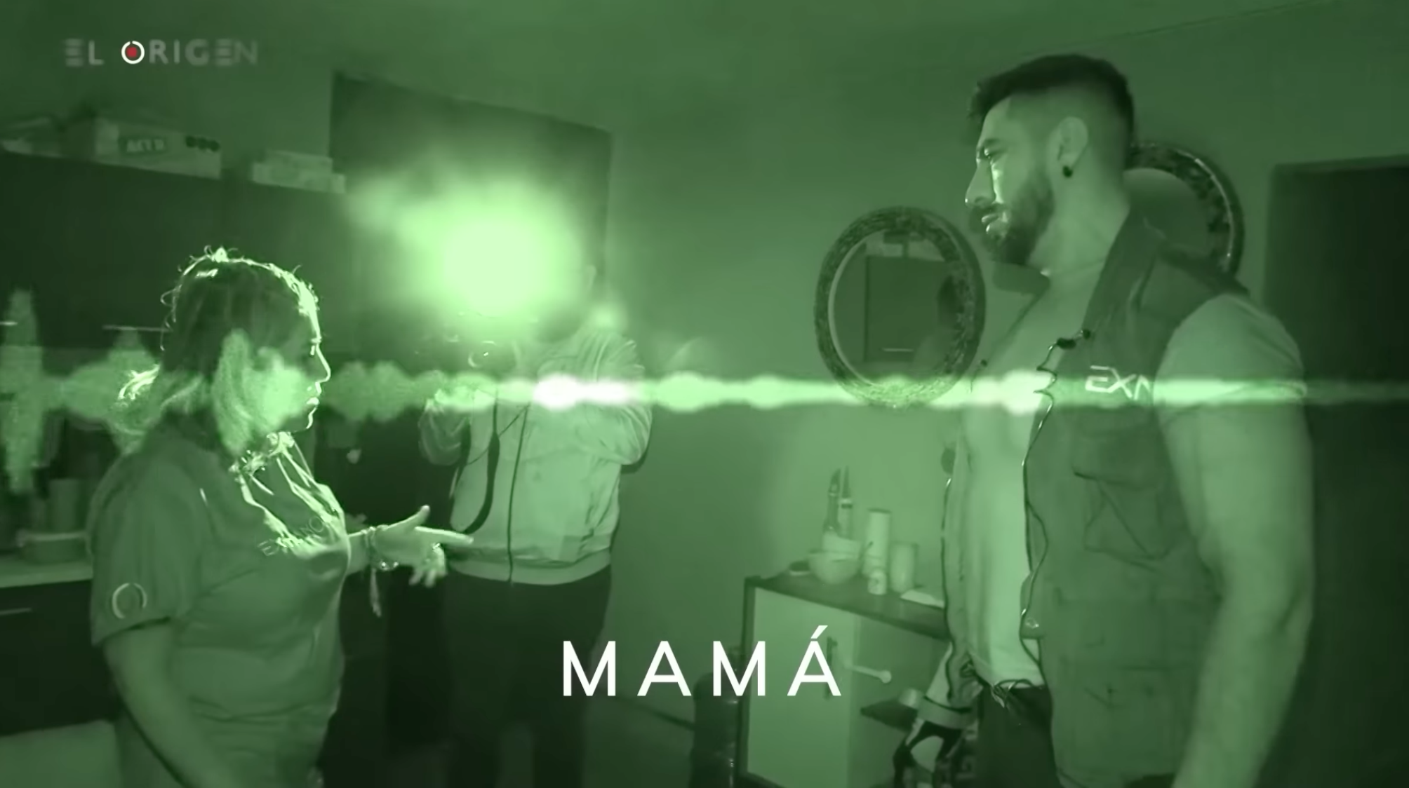 Extranormal Programa Completo, Contratiempo | Un espíritu invade la ...