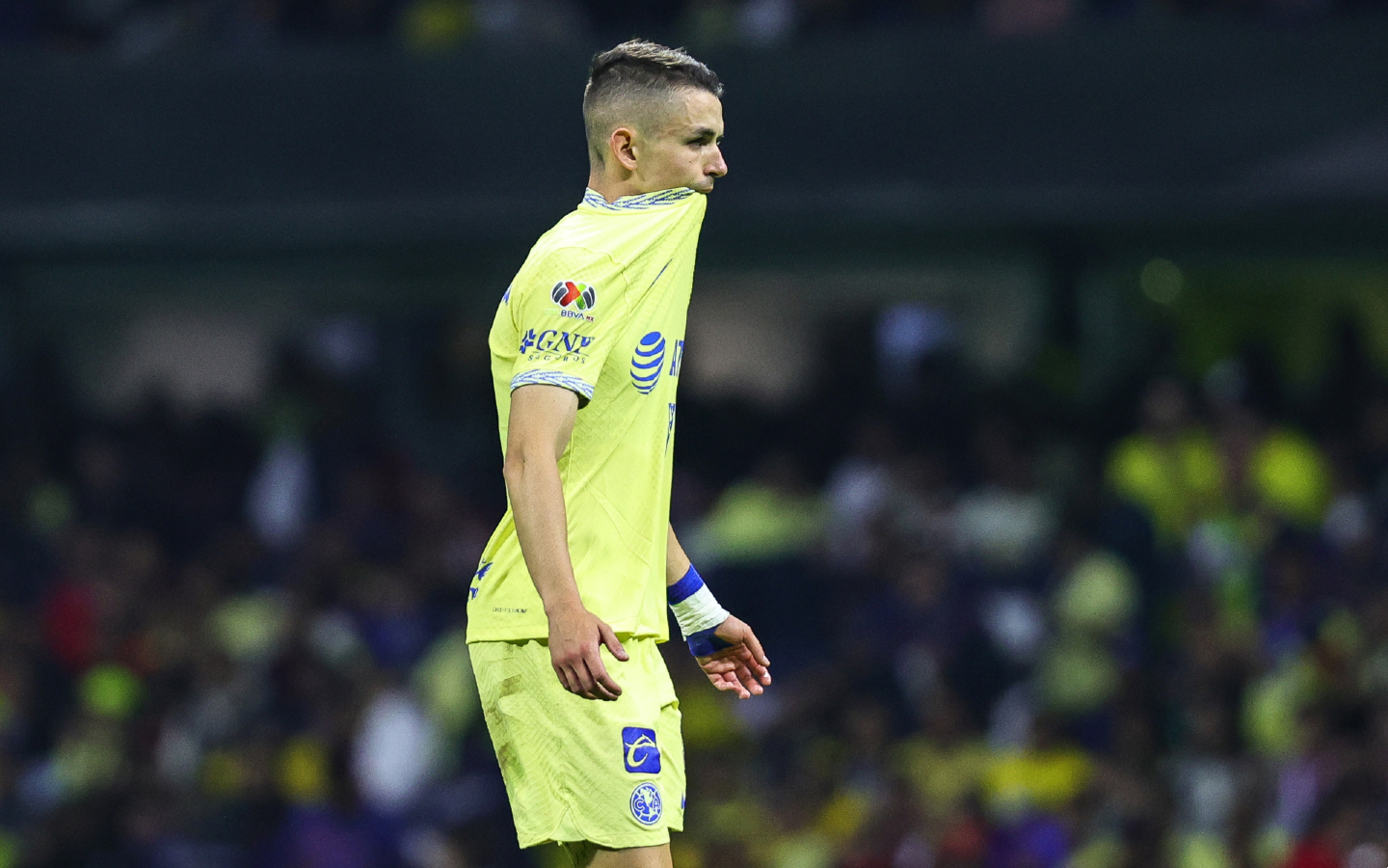 América confirma la baja de Álvaro Fidalgo y Alejandro Zendejas por lesión