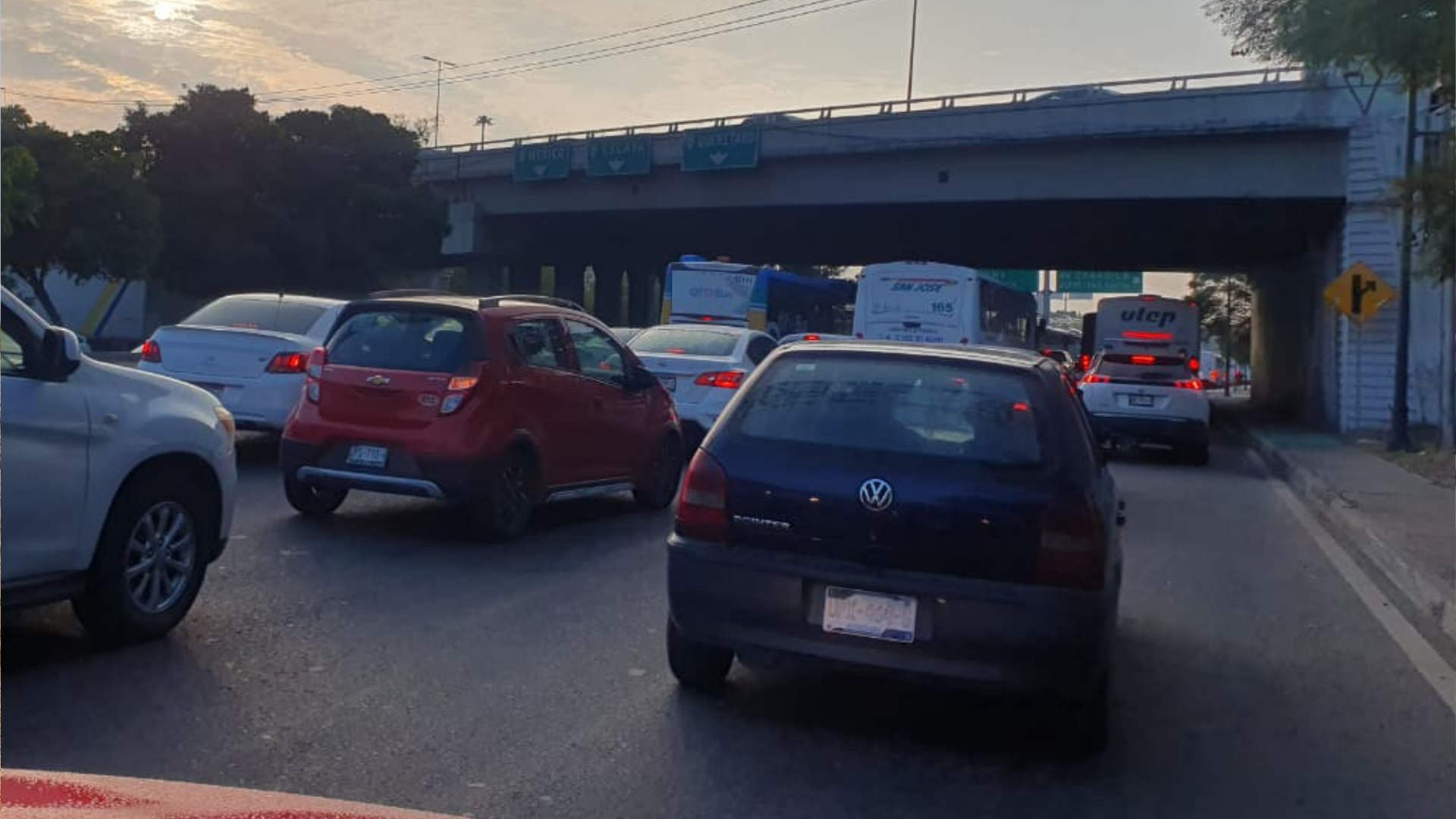 El estado del tráfico en la carretera México - Querétaro