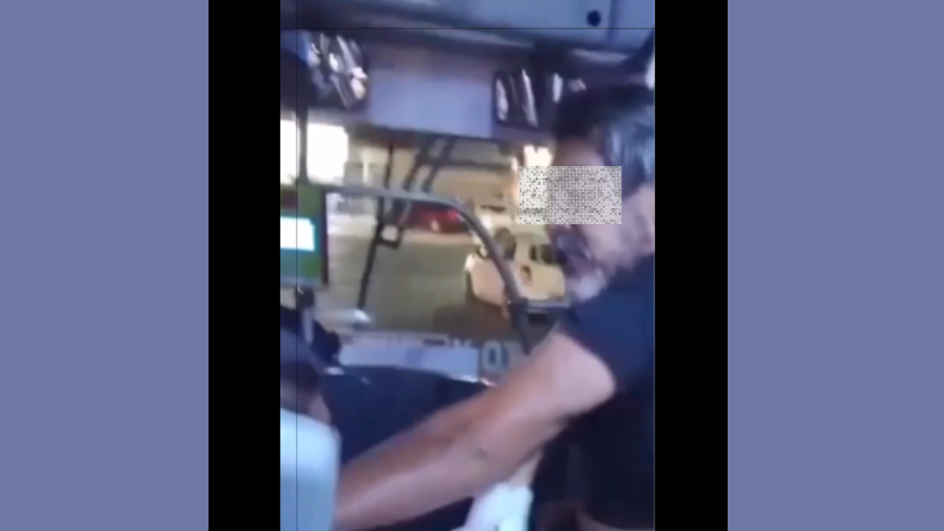 Muere chofer tras pelea con pasajero en ruta 220 de Monterrey