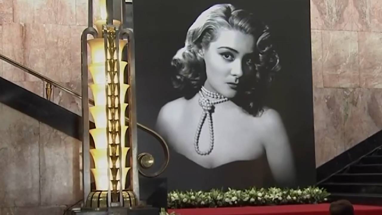 Así fue el homenaje póstumo a Silvia Pinal en Bellas Artes