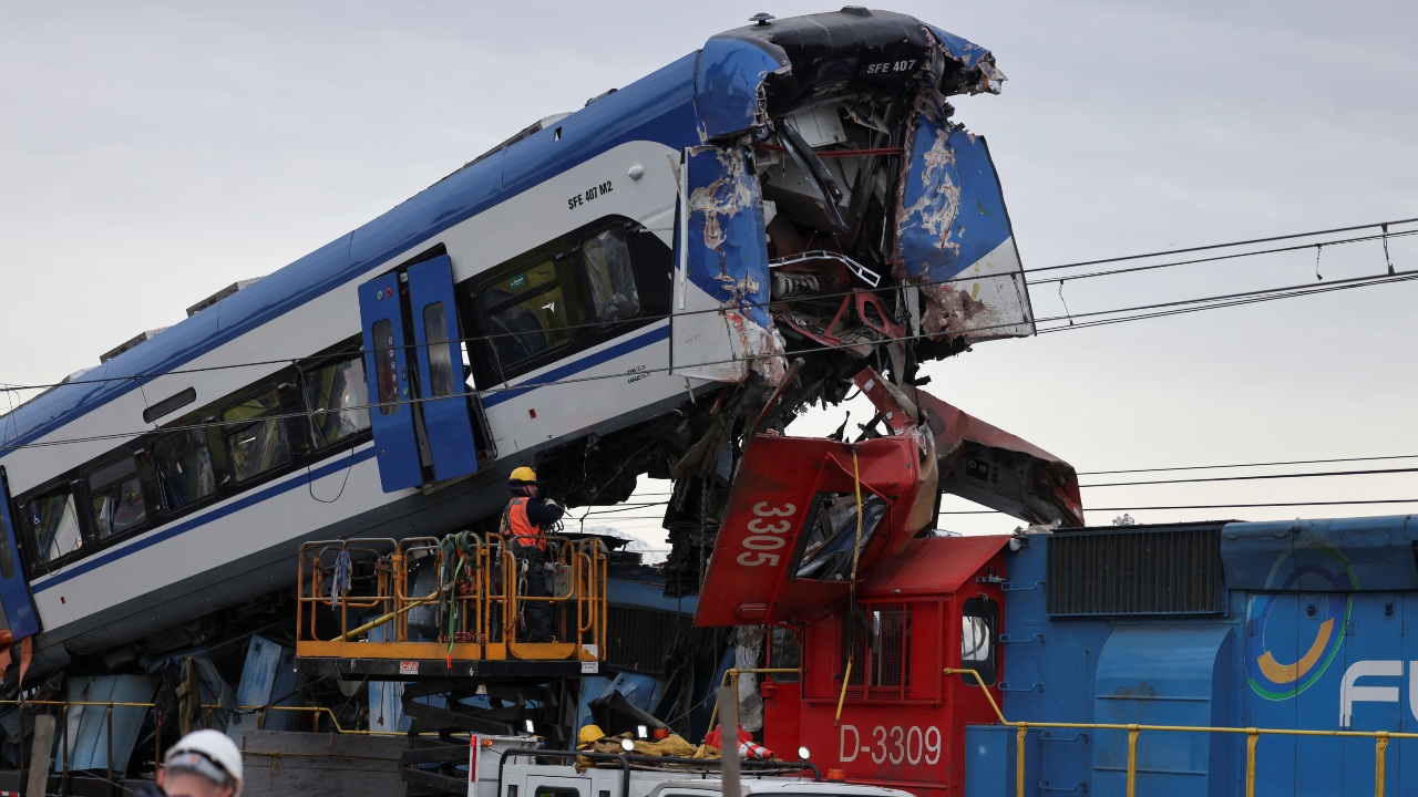 Choque de trenes en Chile deja dos muertos (VIDEO y FOTOS)