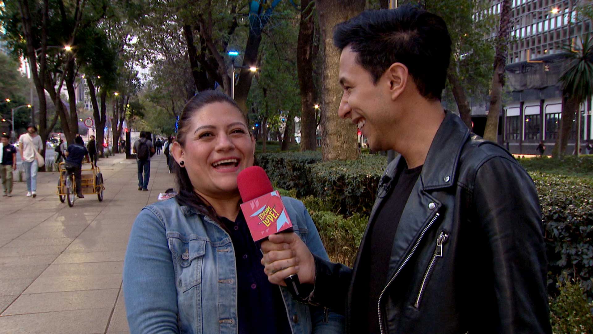 Jessy Portillo se fue a sacarle el chisme a los "Godínez" ¡Escupe Lupe!