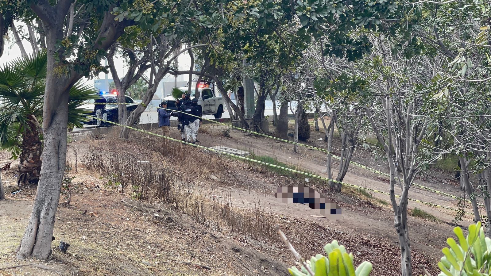Localizan a hombre muerto cerca de la garita de San Ysidro hoy en Tijuana; 30 de diciembre 2024