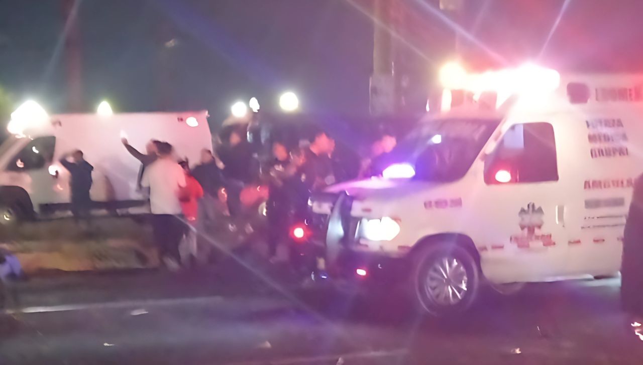 Tráiler se queda sin frenos y provoca accidente mortal en carretera Lechería - Texcoco, en ...