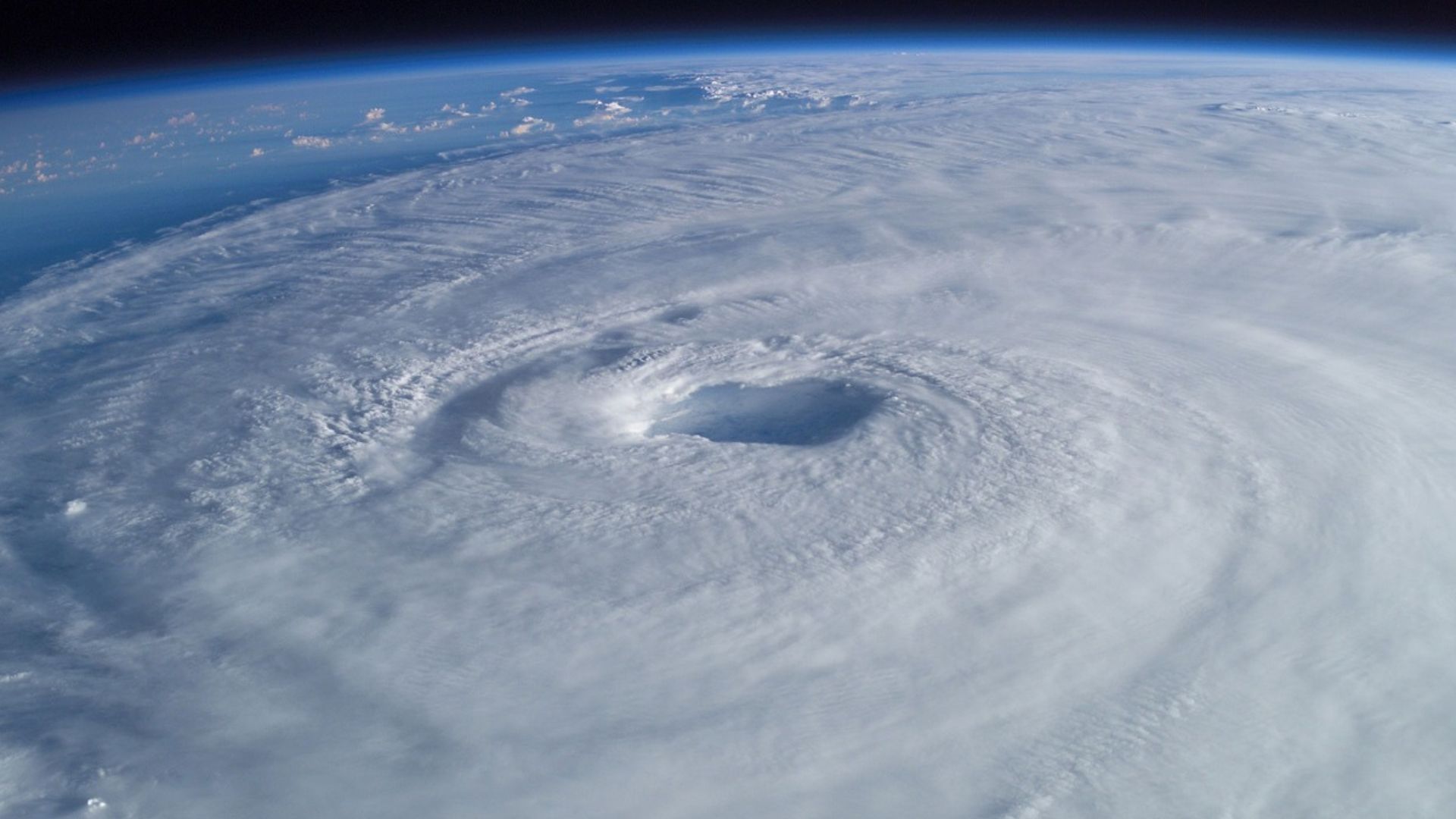 ¿Qué es la alerta naranja por Huracán?