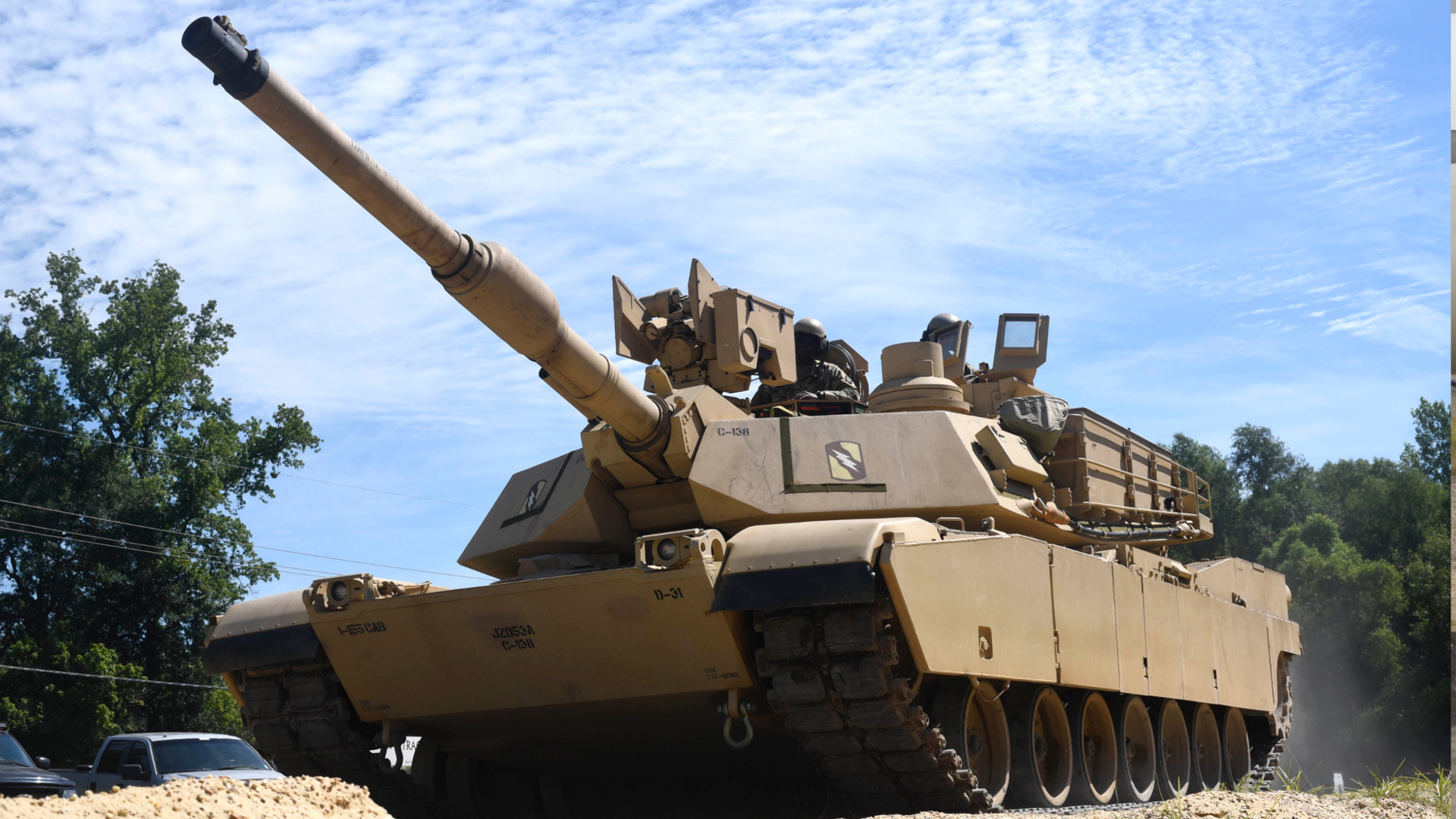 Llegan tanques Abrams de EU a Alemania