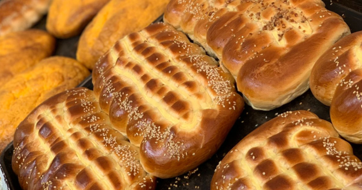 Jorge lleva tres décadas como productor de pan artesanal