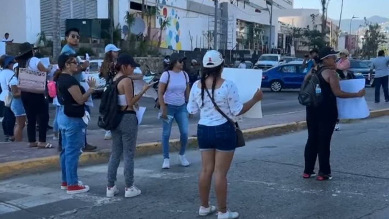 Dayana Michelle Morales: Familiares bloquean la Costera por desaparición de joven
