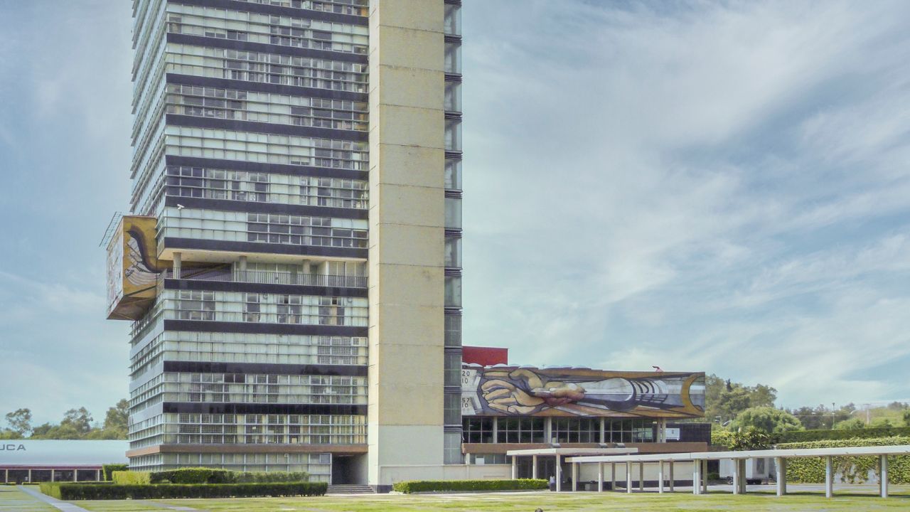 Tras suspensión de la SCJN, UNAM respetará fallo pero acusa censura Tras suspensión de la SCJN, UNAM respetará fallo pero acusa censura