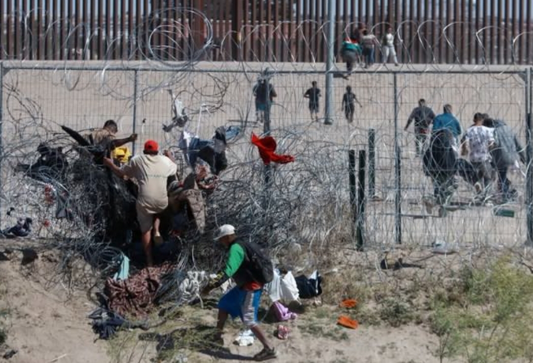 México reprueba entrada en vigor de ley antiinmigrante SB4 en Texas