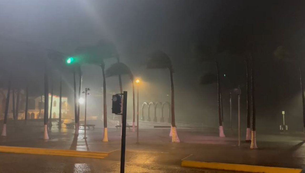 Huracán Lidia: Así se vio el viento en el malecón de Puerto Vallarta