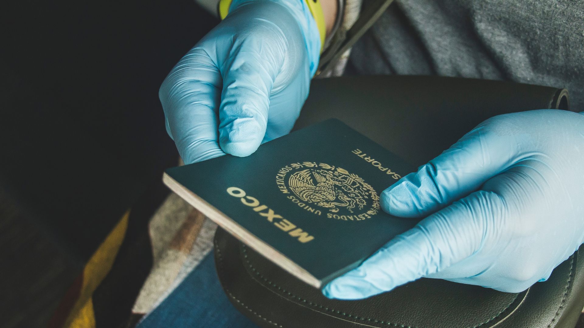 ¿Cuál es el nuevo formato del pasaporte mexicano y cuánto cuesta en 2025?