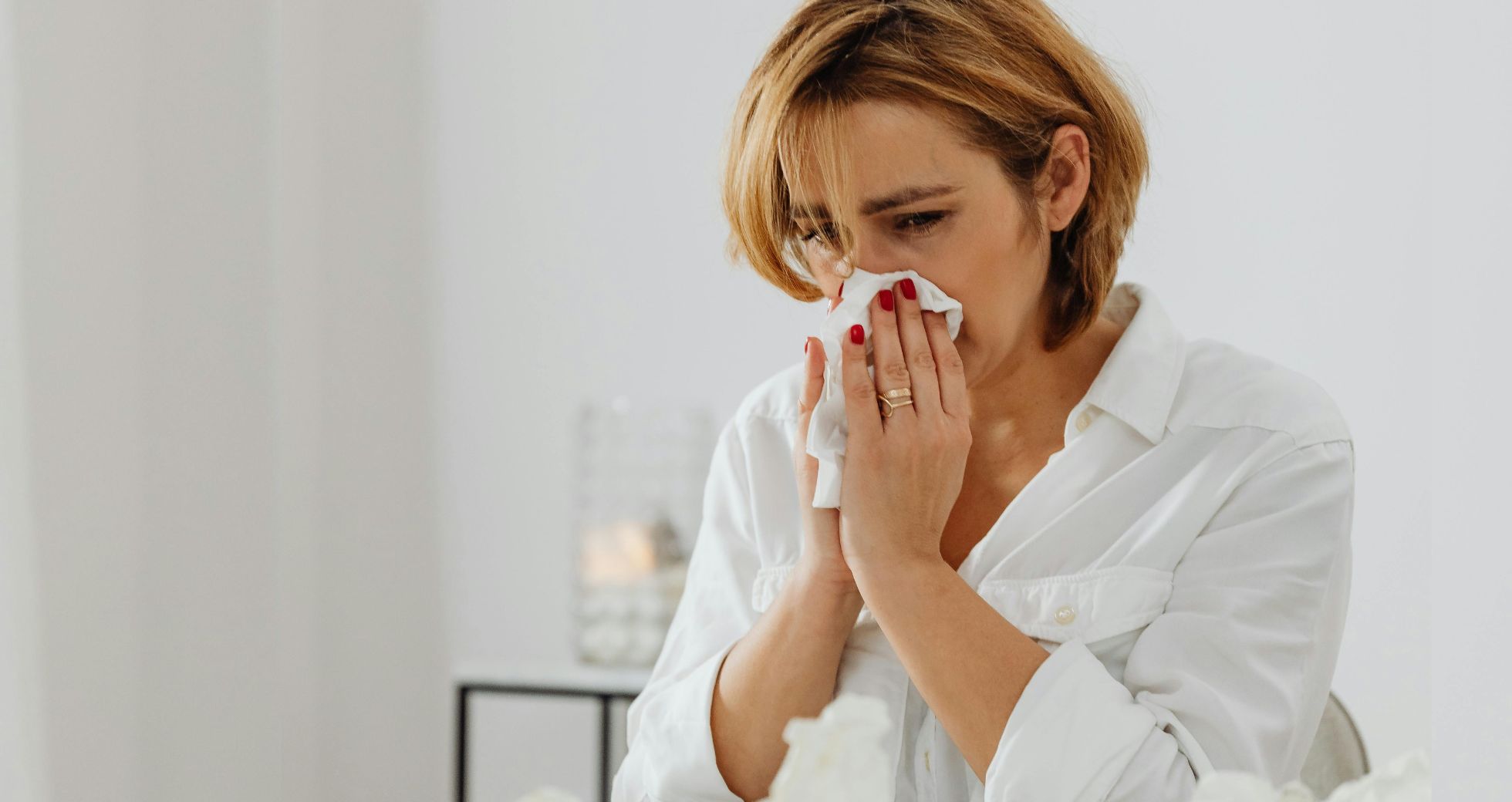 ¿Qué dice el color de tus mocos sobre tu salud?