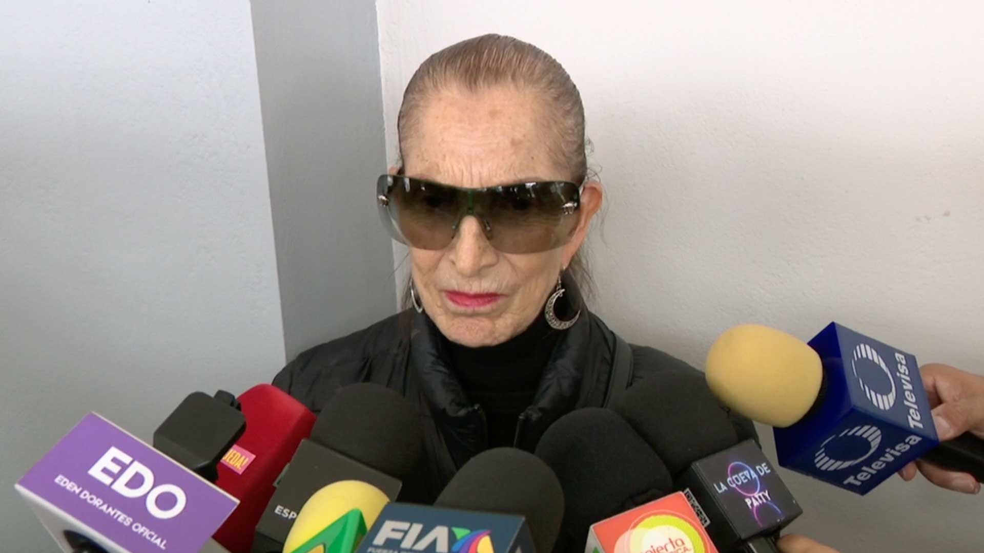 Viola, hermana de Paquita la del Barrio, revela cómo fue el último día ...