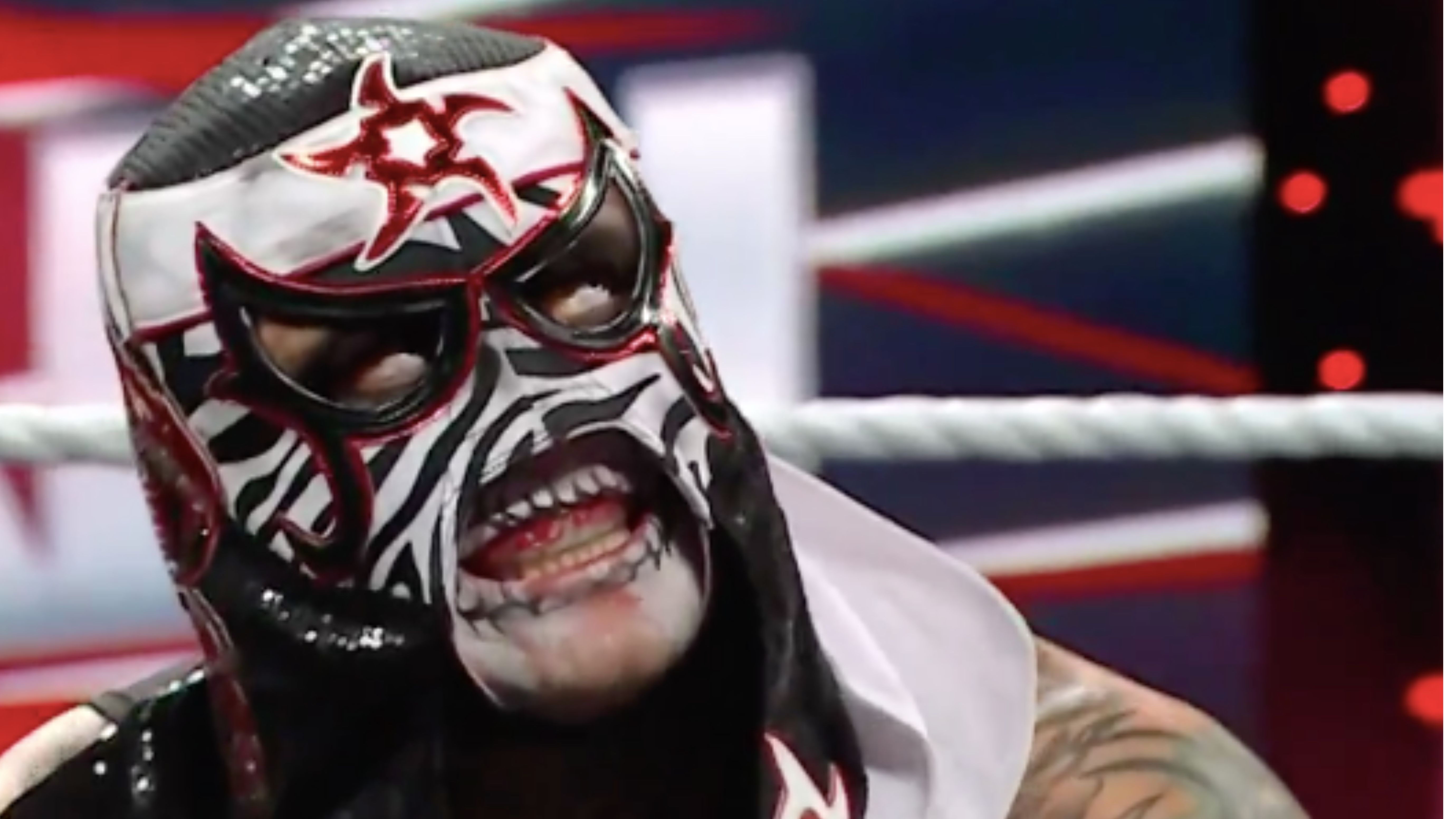 Penta sigue invicto y ya se ganó dos enemistades en WWE en solo tres ...